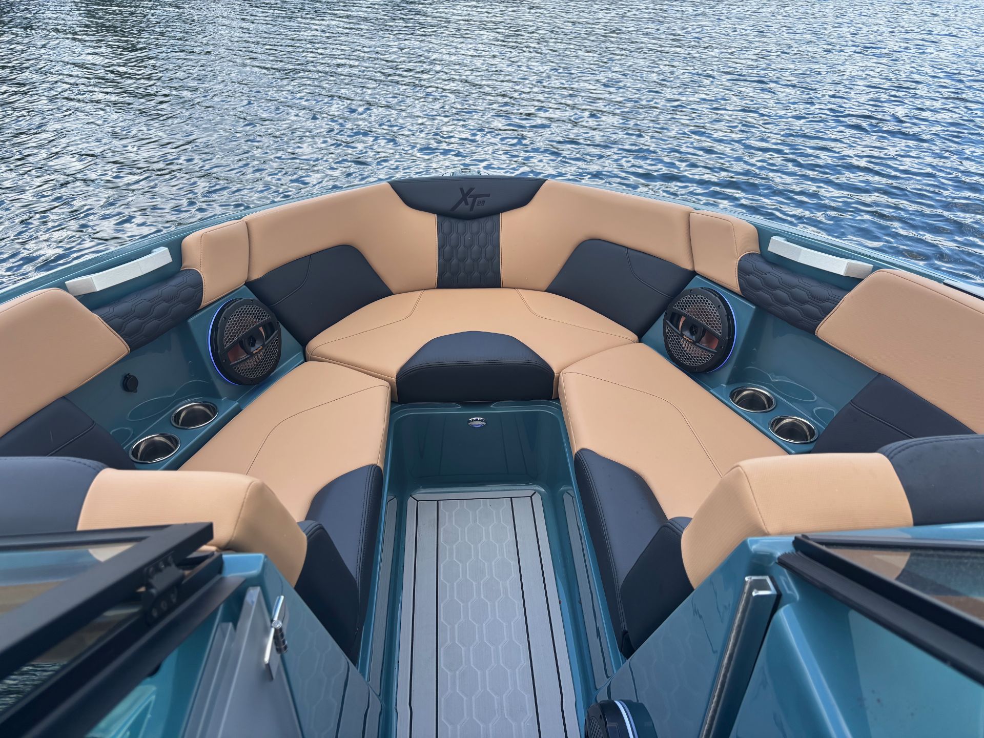 New 2025 Mastercraft XT23 | Power Boats Inboard in Unionville VA ...