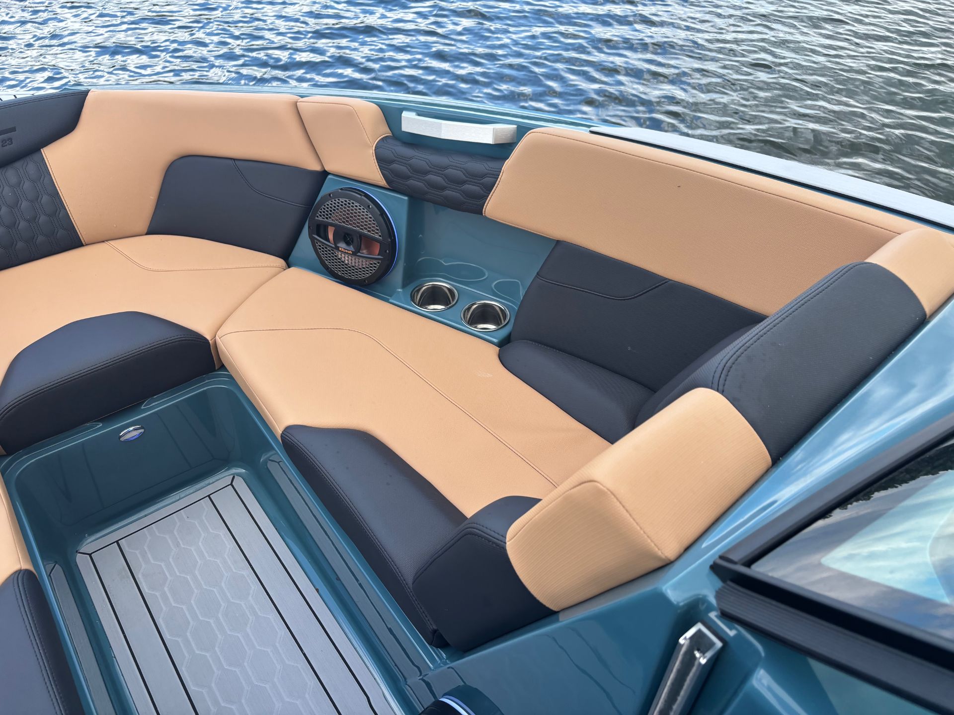 New 2025 Mastercraft XT23 | Power Boats Inboard in Unionville VA ...