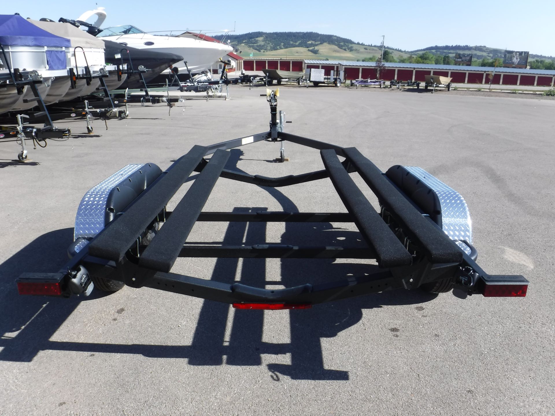 New 2023 Shoreland'r Premium tandem axle trailer for 17.5'-20' boat ...