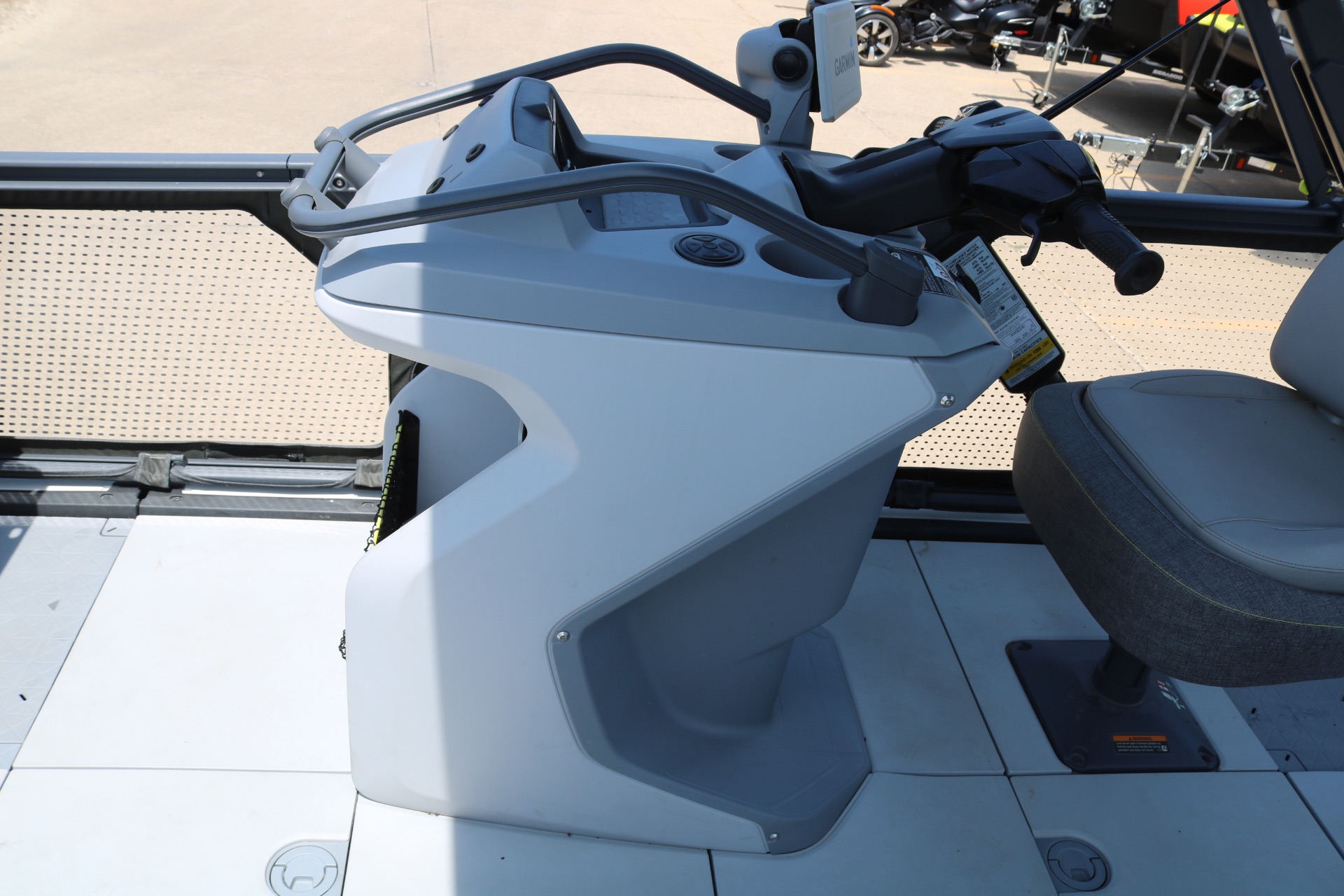 Used 2022 Sea-Doo Switch Cruise 21 - 230 HP Coral Blast | Power Boats ...