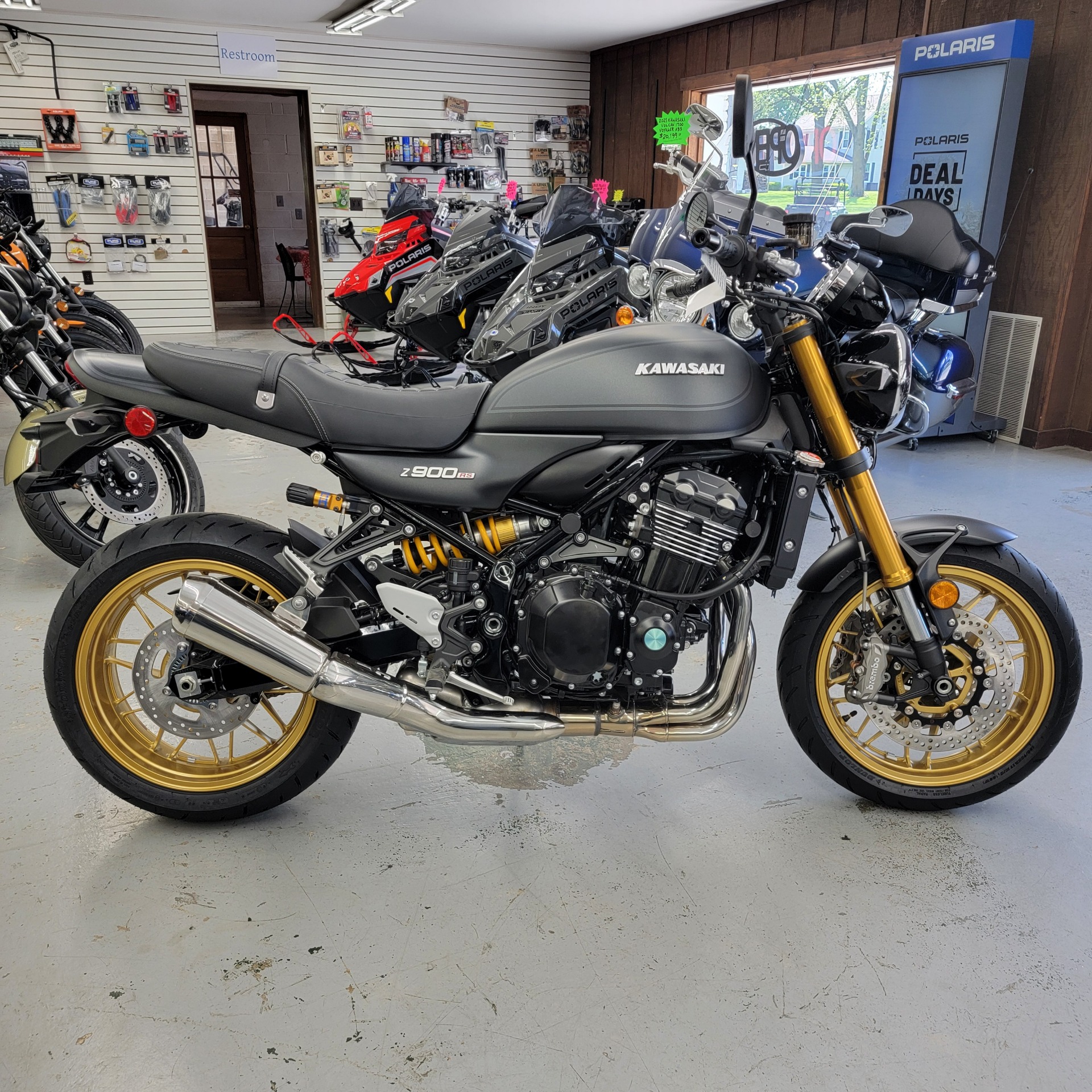 New 2025 Kawasaki Z900RS SE ABS Metallic Graphite Gray / Ebony | Motorcycles in Annville PA ...