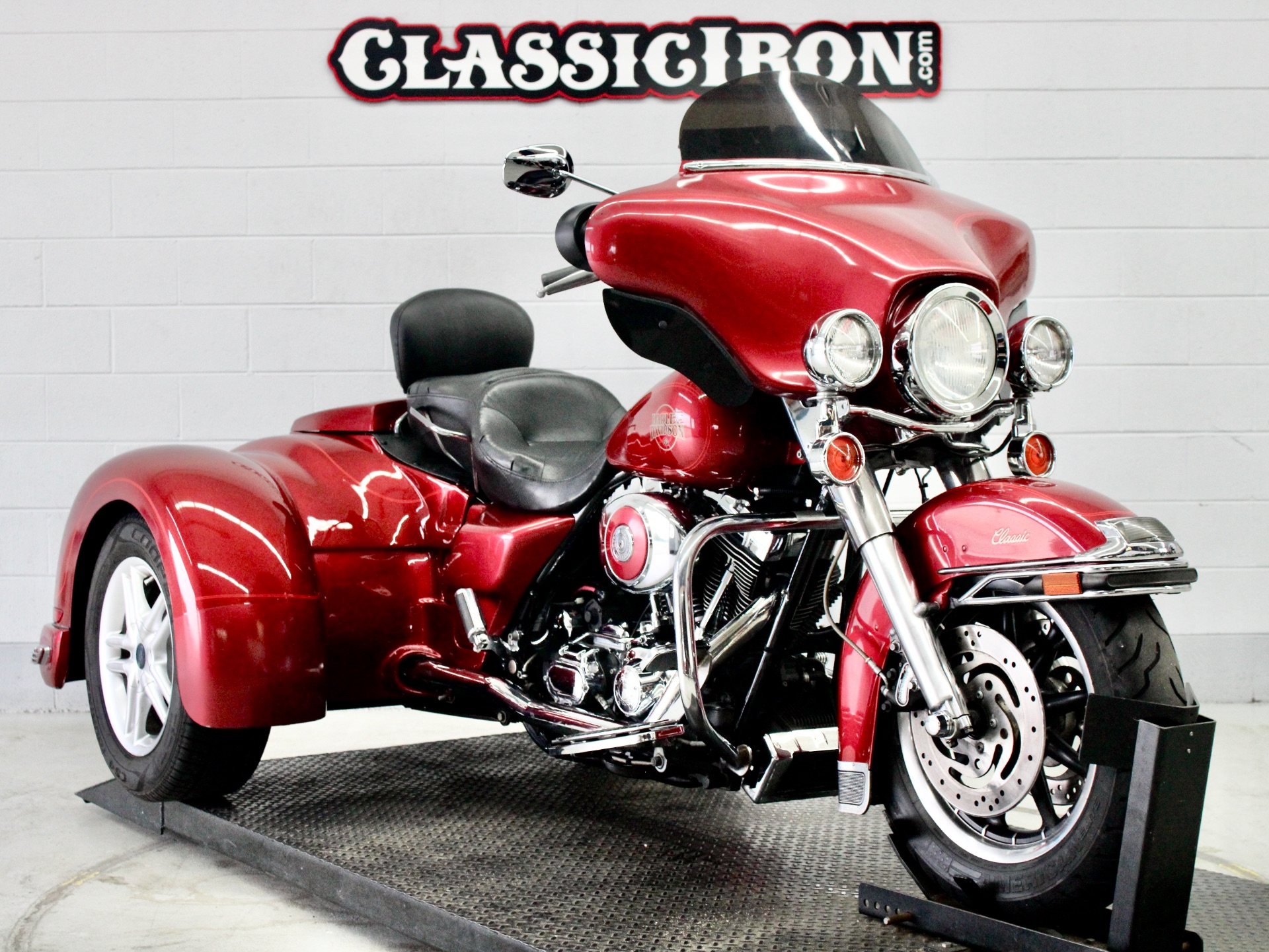 Used 2004 Harley-Davidson FLHTC/FLHTCI Electra Glide® Classic Sierra ...