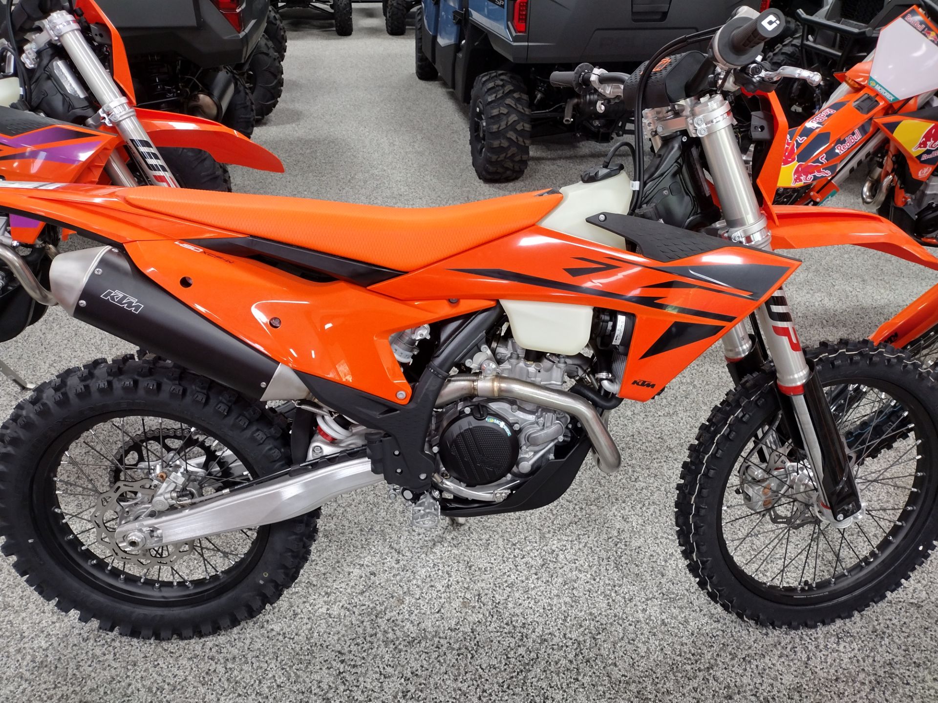 New 2025 KTM 450 XCF-W, Murrysville PA | Specs, Price, Photos | Orange ...