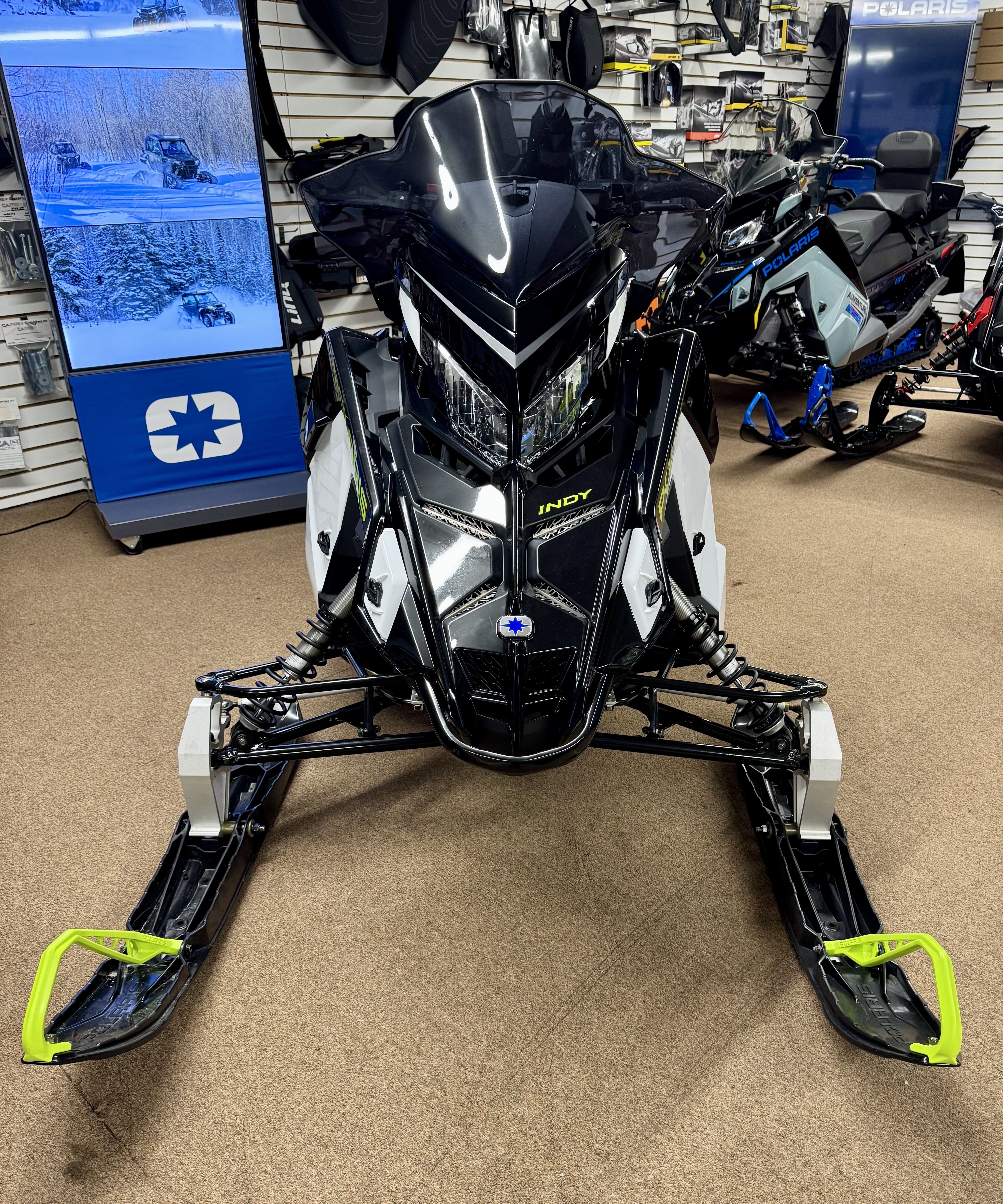 2026 Polaris ProStar S4 INDY SP 137 ES Snowmobiles Mars Pennsylvania ...