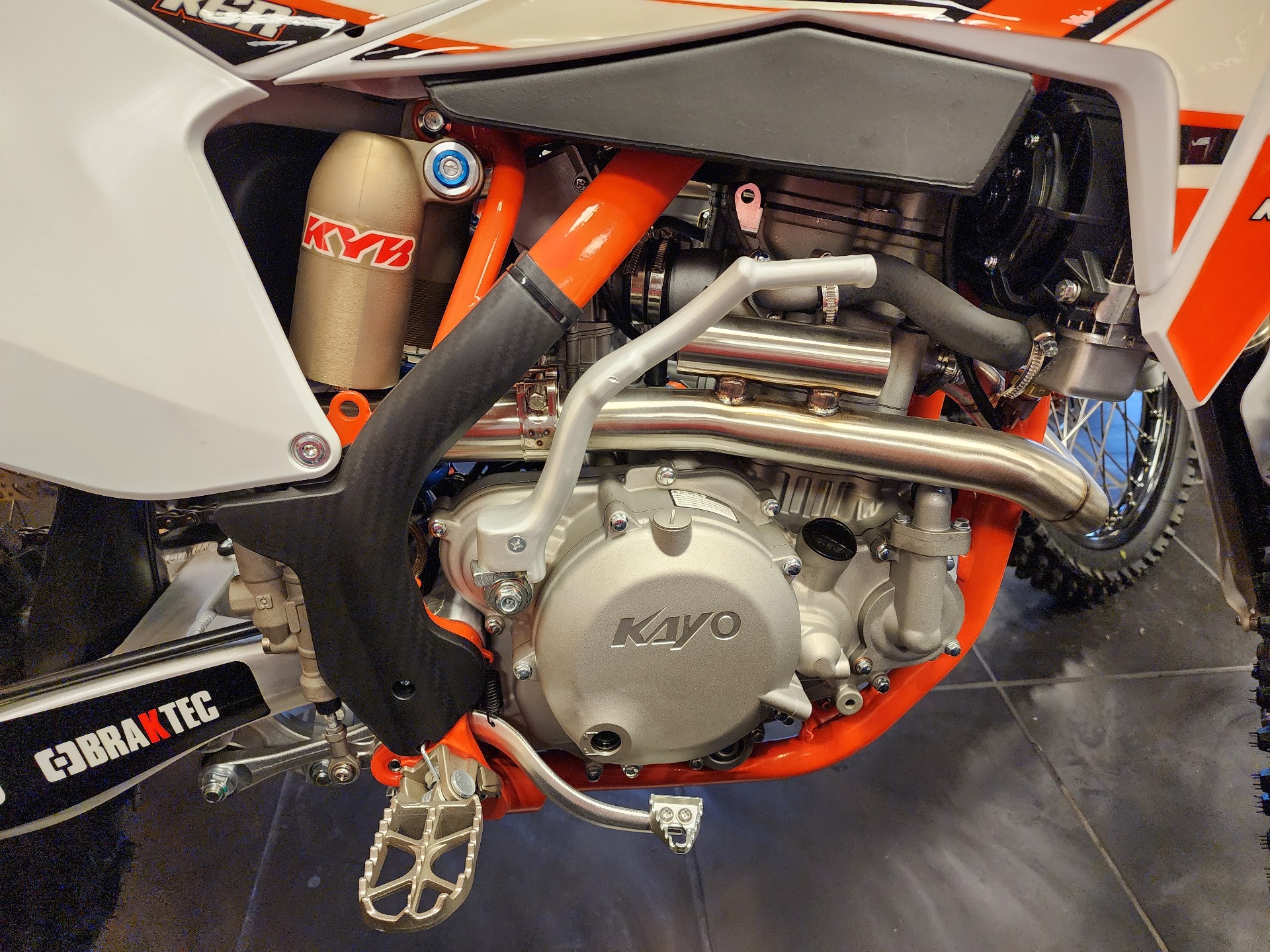 New 2022 Kayo K6-R 250 - Specs, Price, Photos | Chanute KS Dealer | White N/A