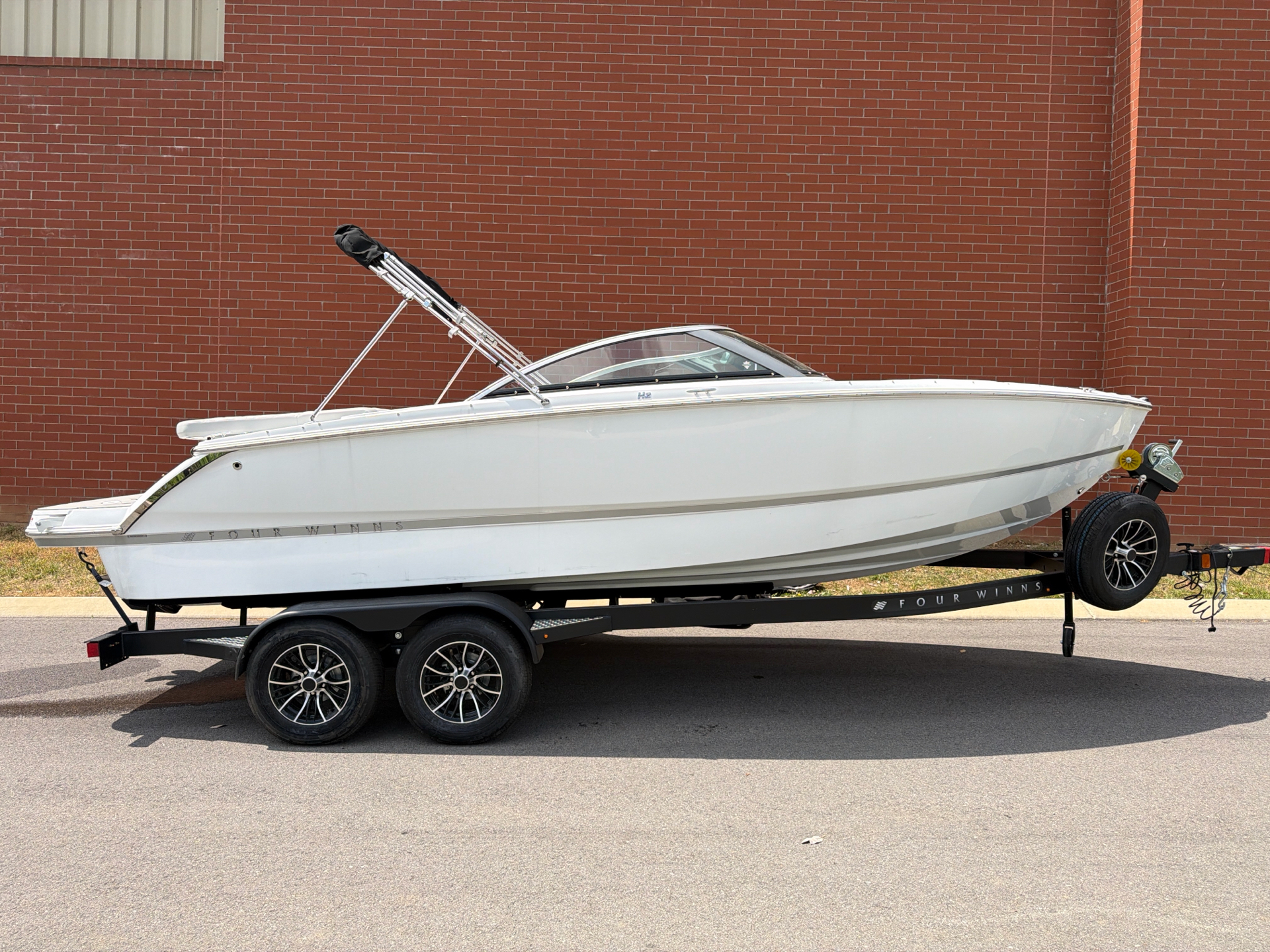 New 2026 Four Winns H2 Freedom, Lebanon TN | Specs, Price, Photos ...