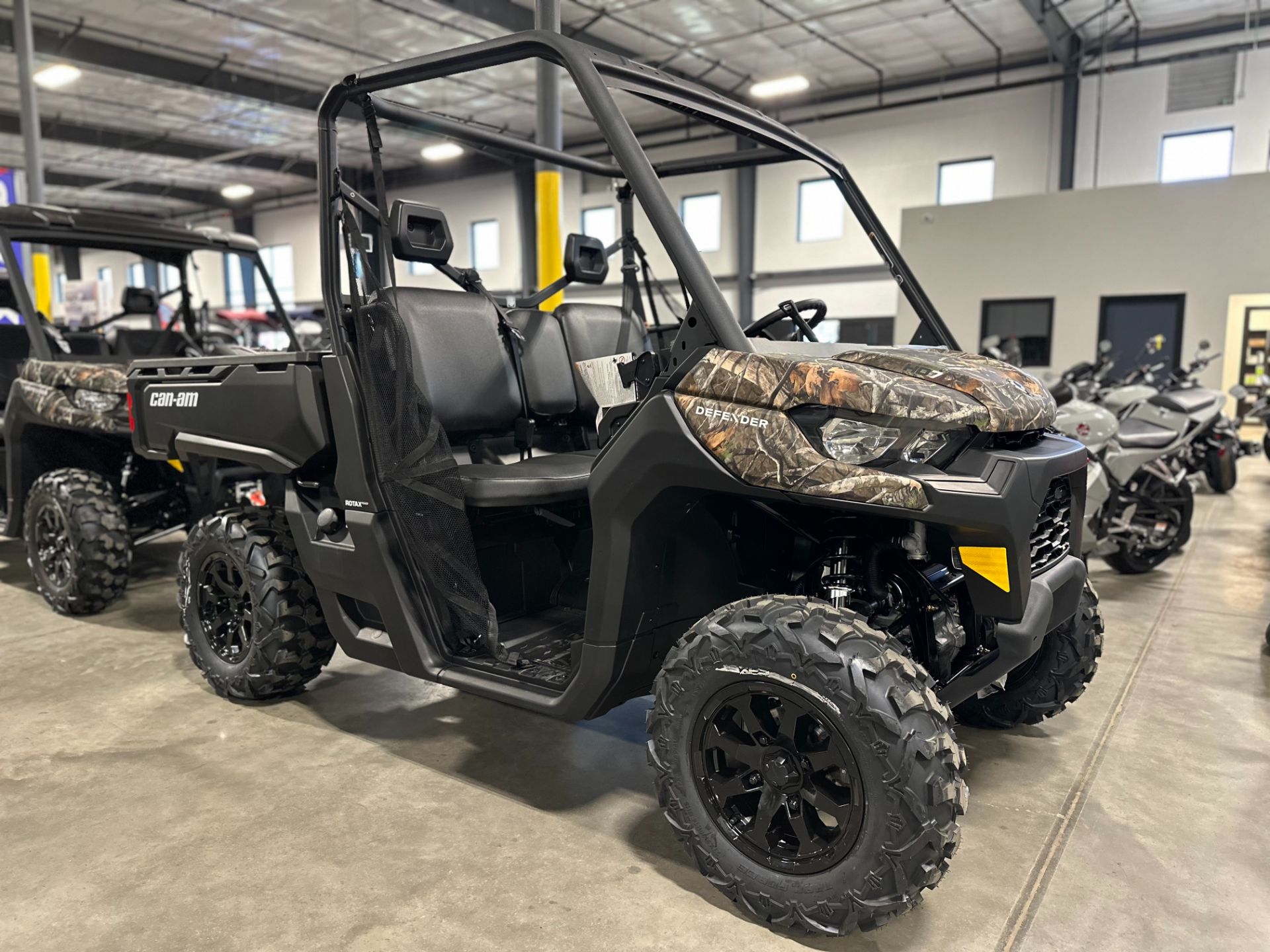 New 2025 Can-Am Defender DPS HD7, Lebanon TN | Specs, Price, Photos ...