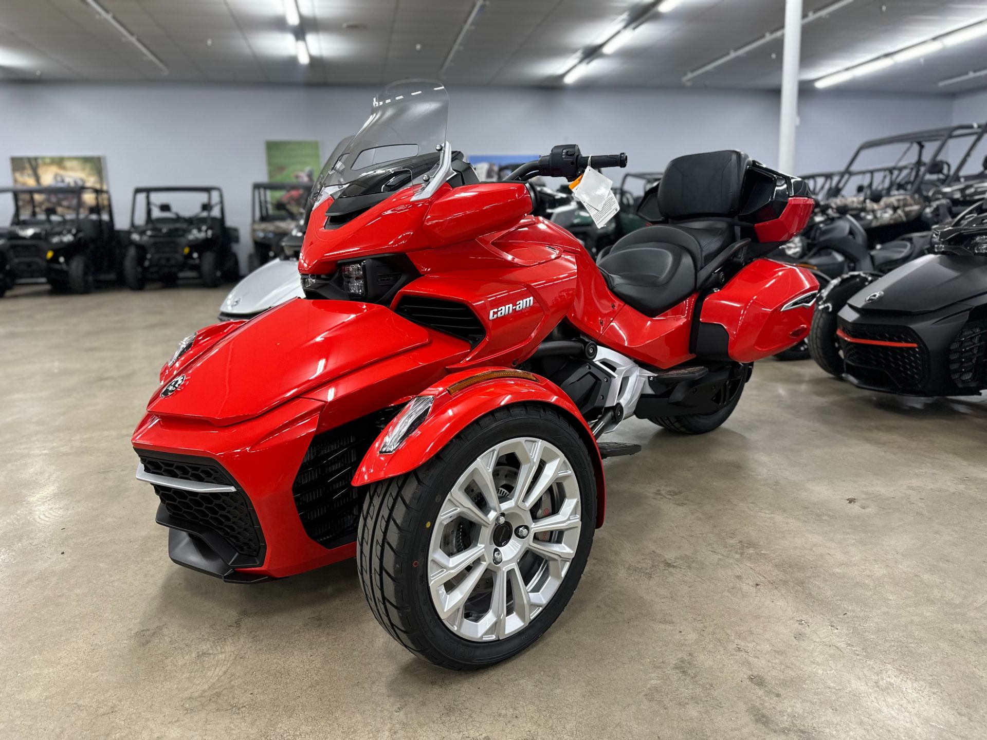 New 2025 Can-Am Spyder F3 Limited, Columbia TN | Specs, Price, Photos ...