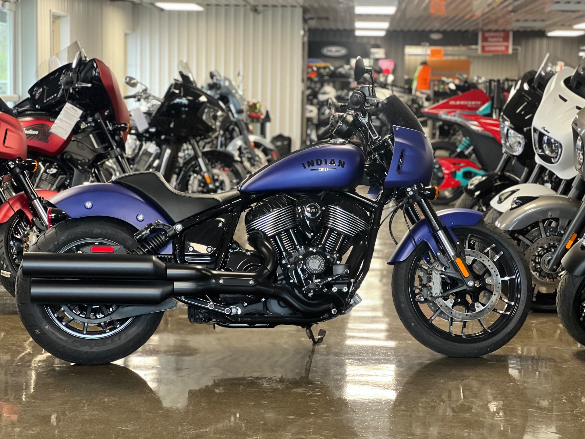 New 2023 Indian Motorcycle Sport Chief Dark Horse® Icon, Indianapolis ...