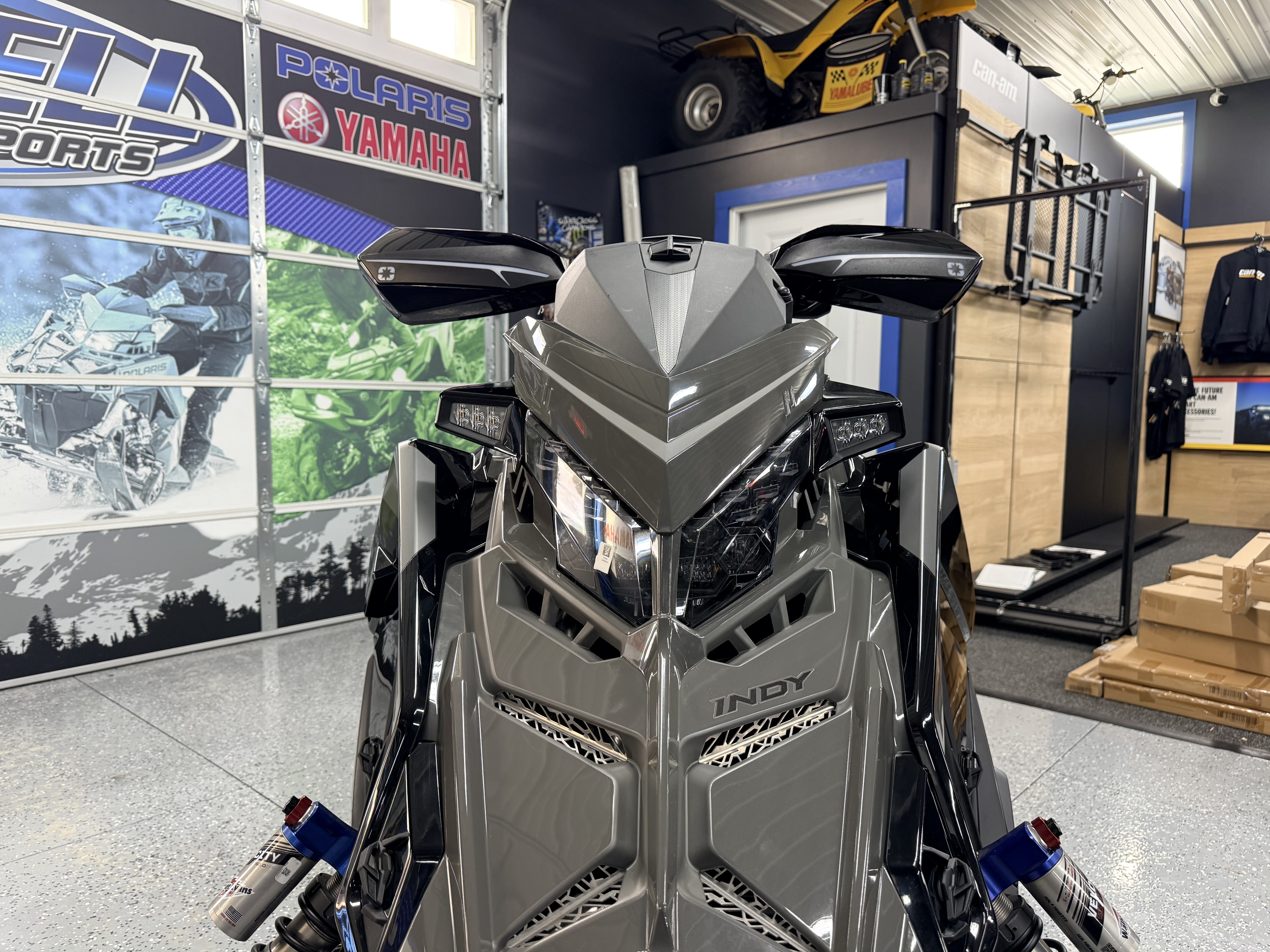 New 2025 Polaris 850 INDY XCR 136 SC ES Shadow Gray / Gloss Black ...