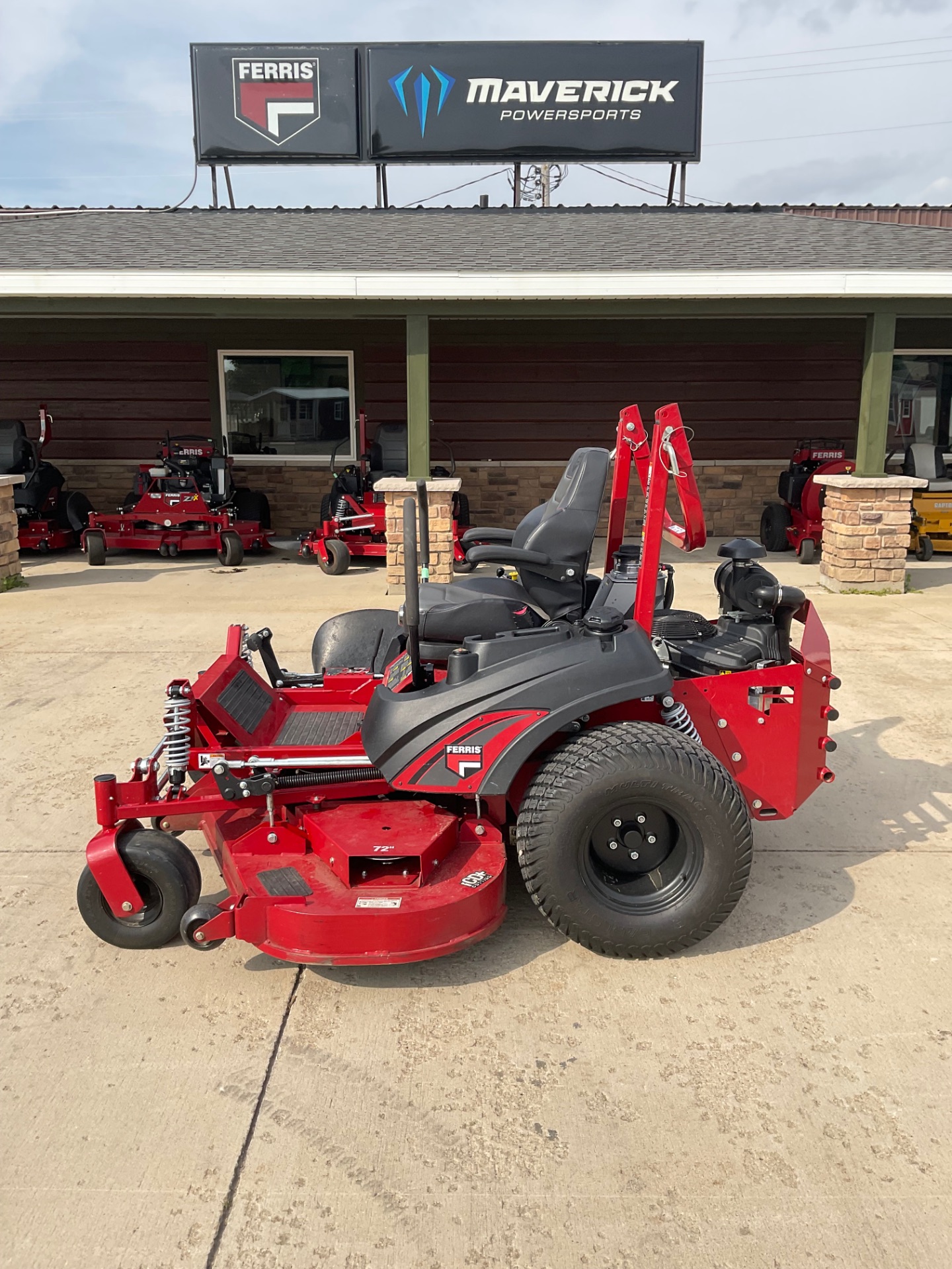 New 2025 Ferris Industries ISX 3300 72 in. Vanguard BIG BLOCK with Oil ...