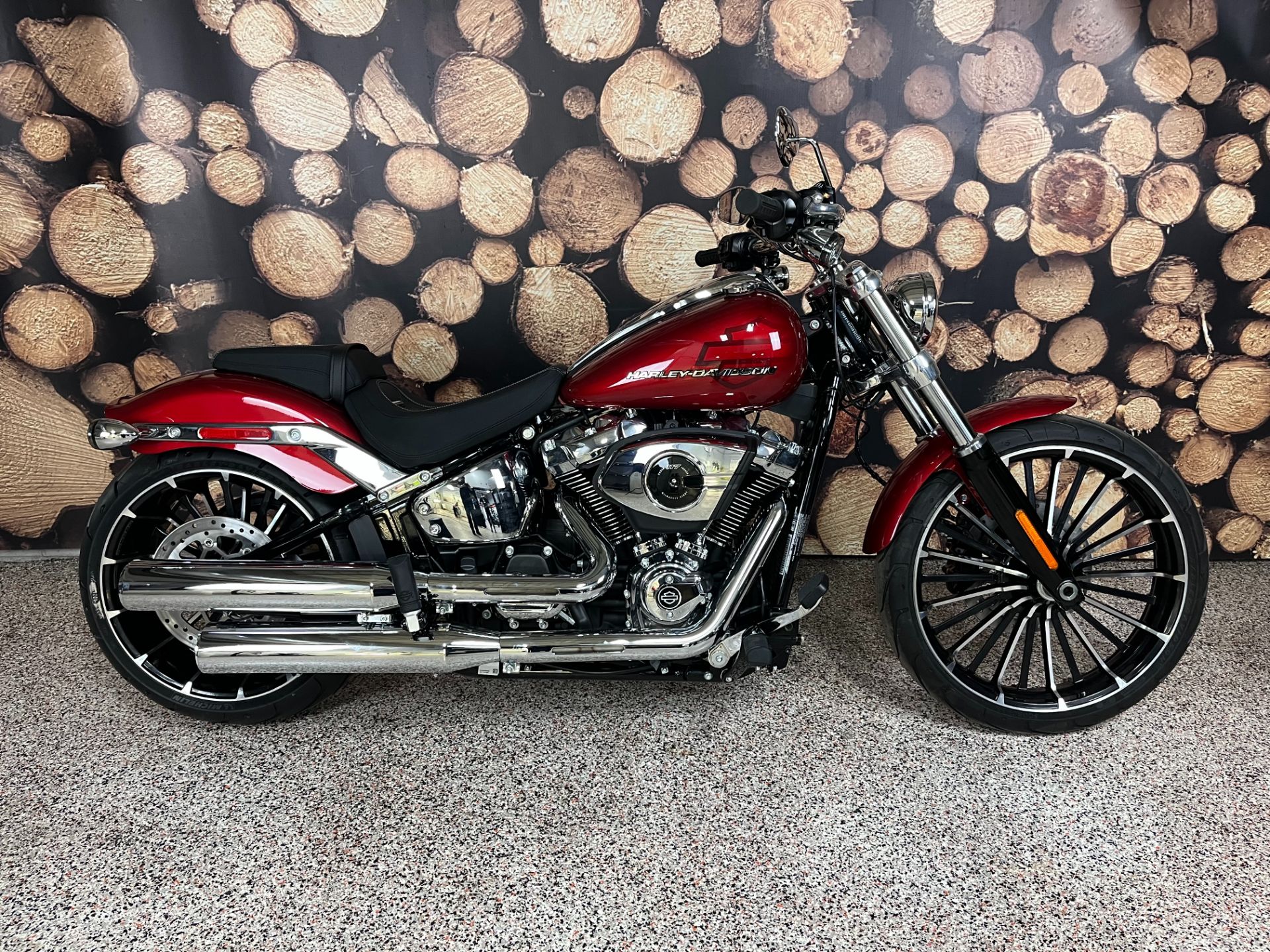 New 2025 Harley-Davidson Breakout® Motorcycle - Specs, Price, Photos ...