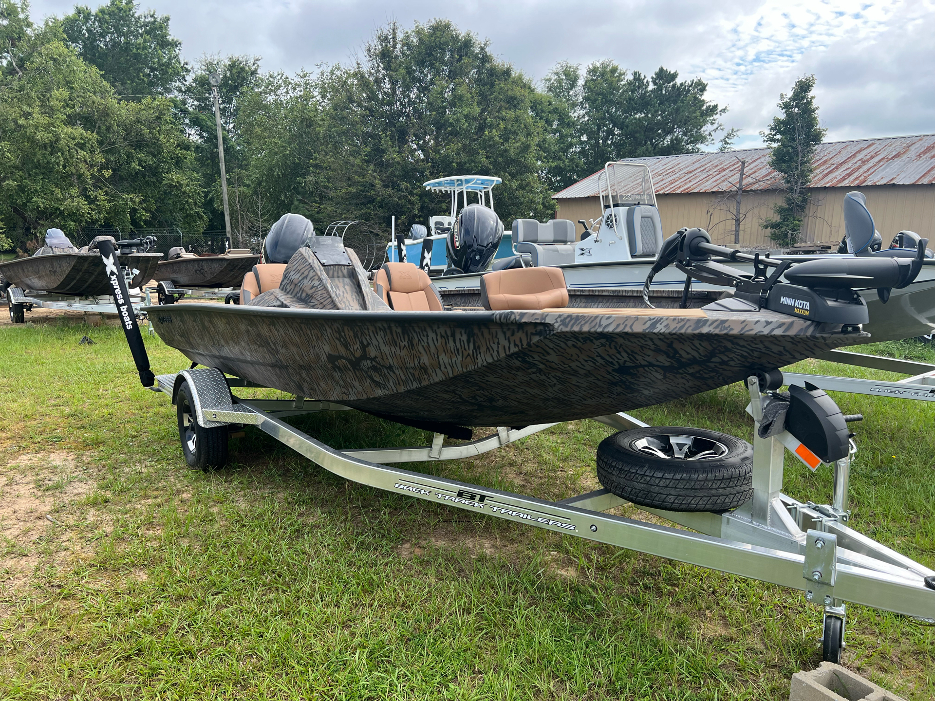 New 2025 Xpress H17 Power Boats Outboard in Newberry, SC | Stock Number ...
