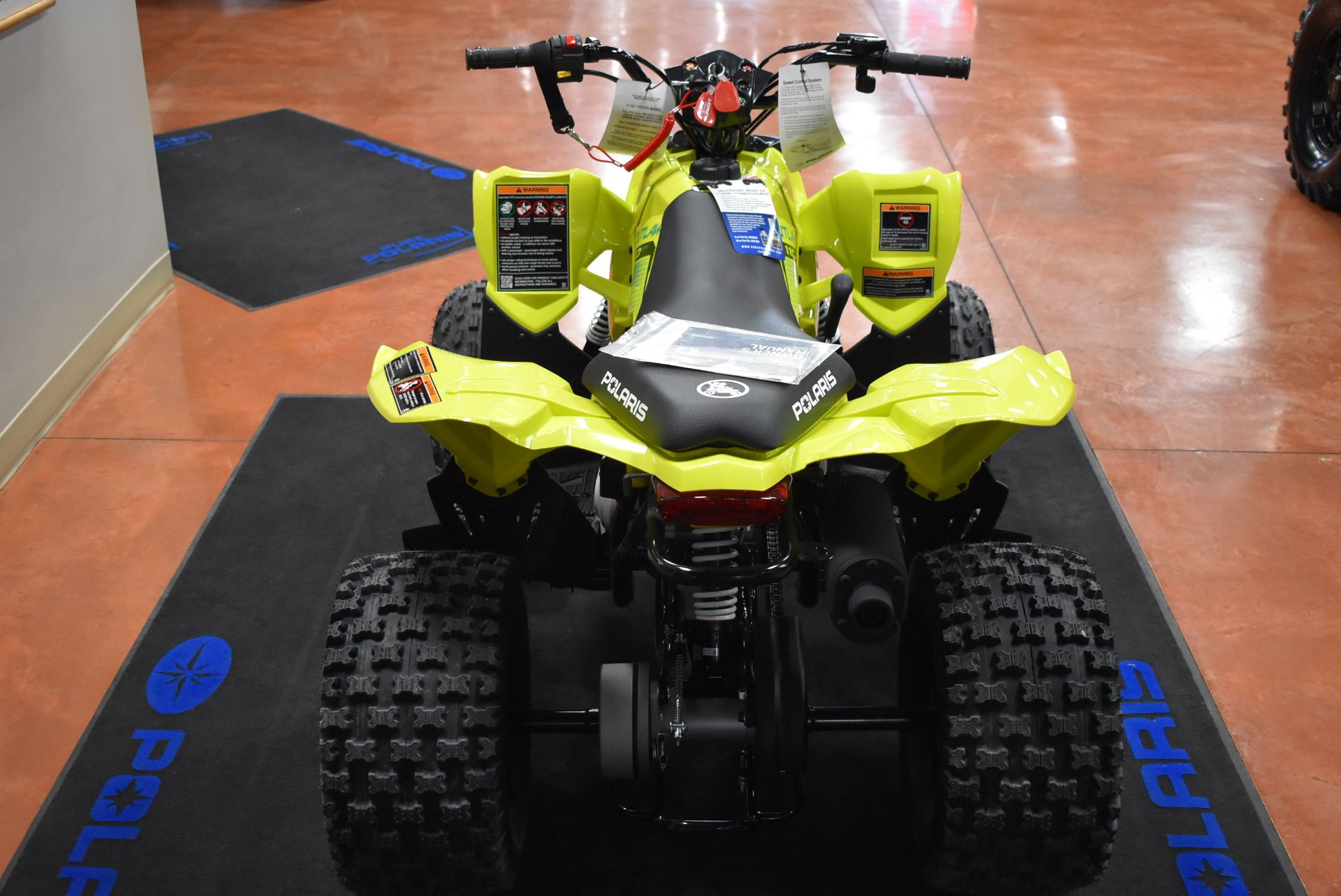 New 2026 Polaris Outlaw 110 EFI, Peru IL | Specs, Price, Photos | Lime ...