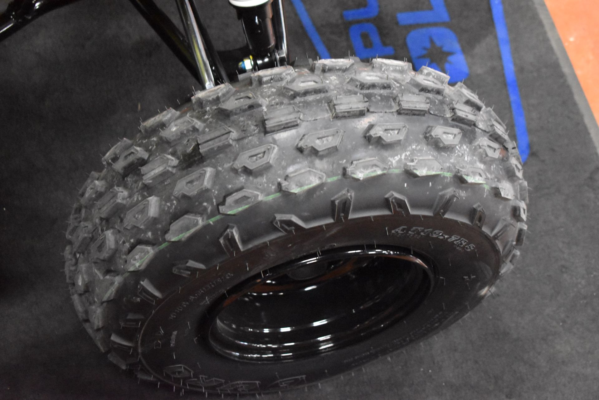 New 2026 Polaris Outlaw 110 EFI, Peru IL | Specs, Price, Photos | Lime ...