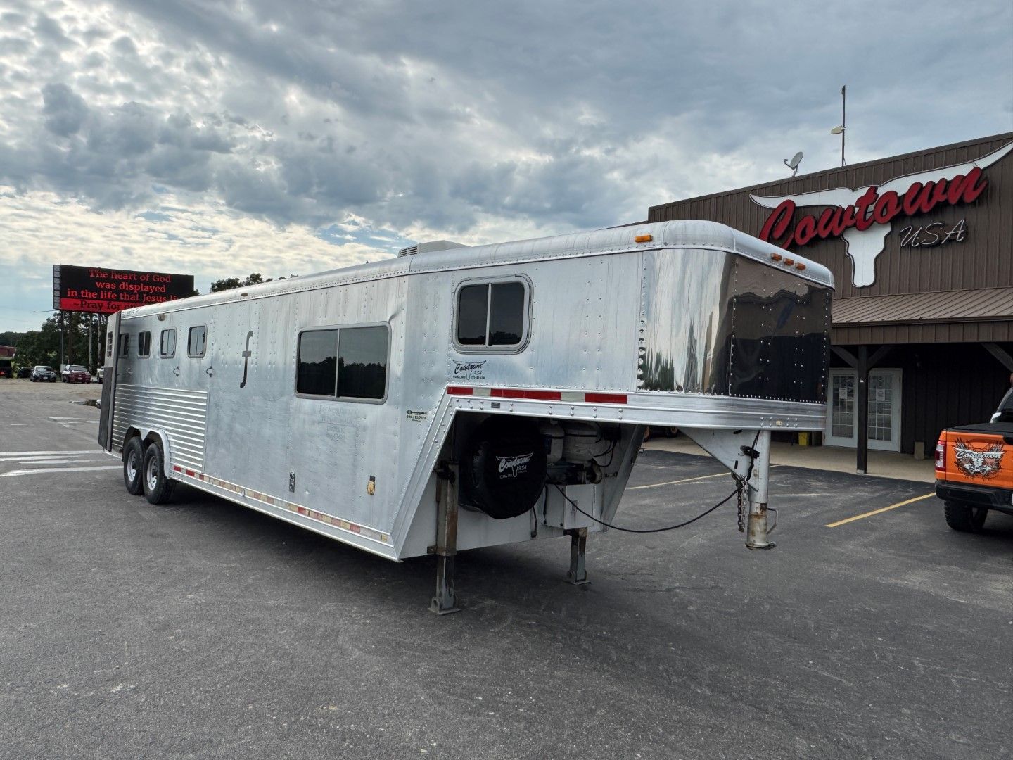 Used 1997 Featherlite Trailers Four Horse Living Quarters, Cuba MO | Specs, Price, Photos ...