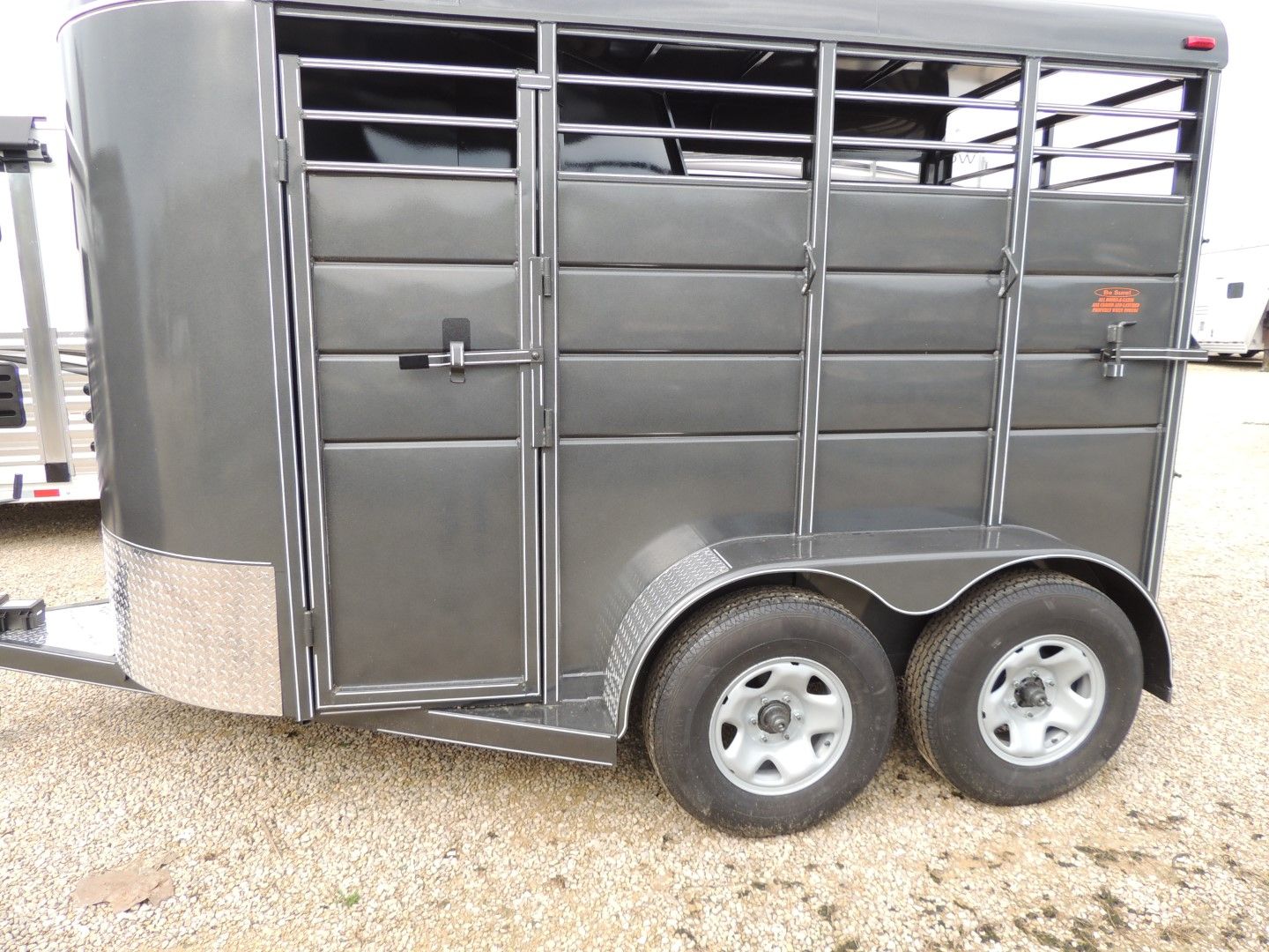 New 2025 Calico Two-Horse Bumper Pull Trailer, Cuba MO | Specs, Price ...