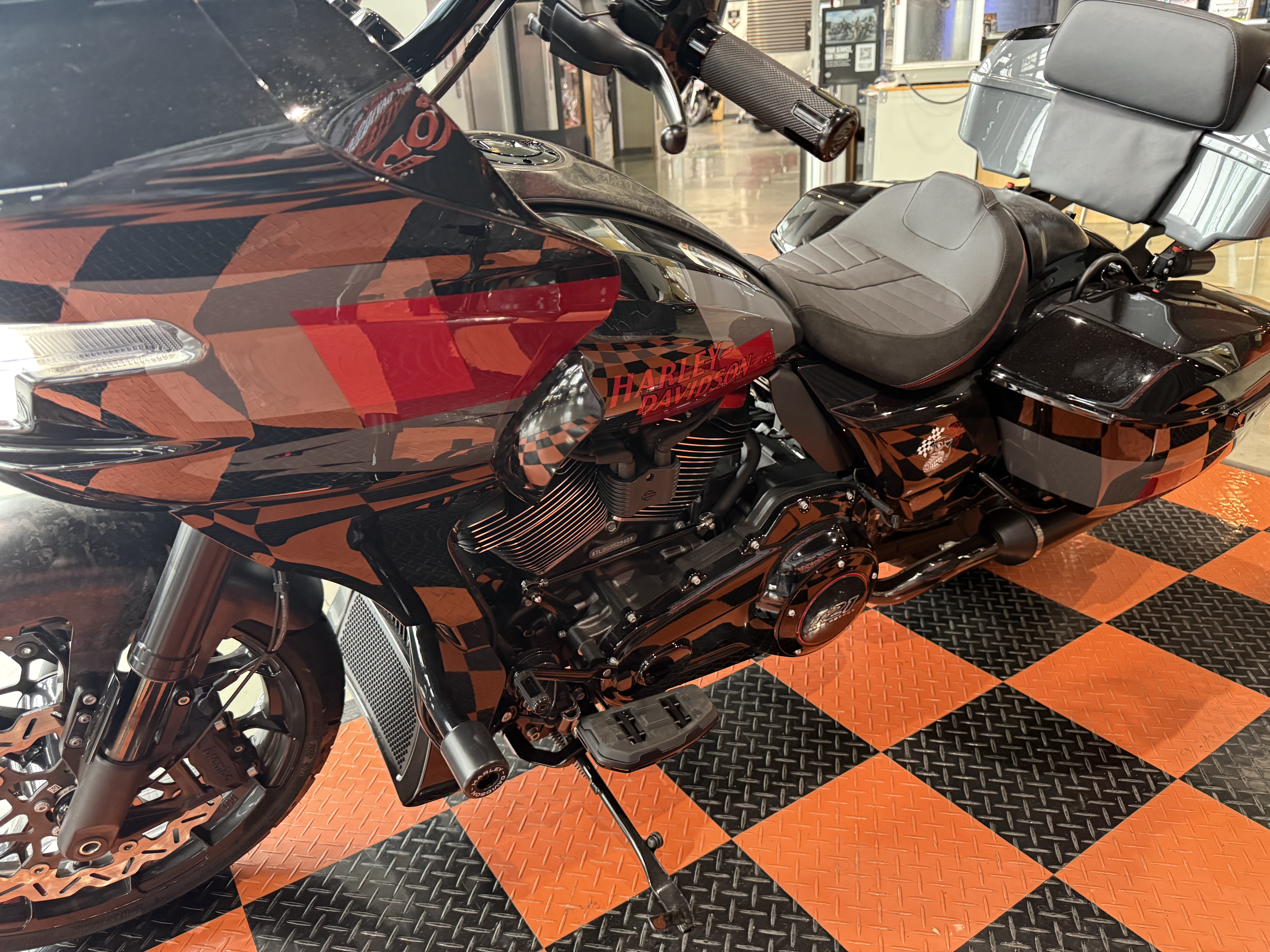 Used 2025 Harley-Davidson CVO™ Road Glide® ST Hot Lap Motorcycles For ...