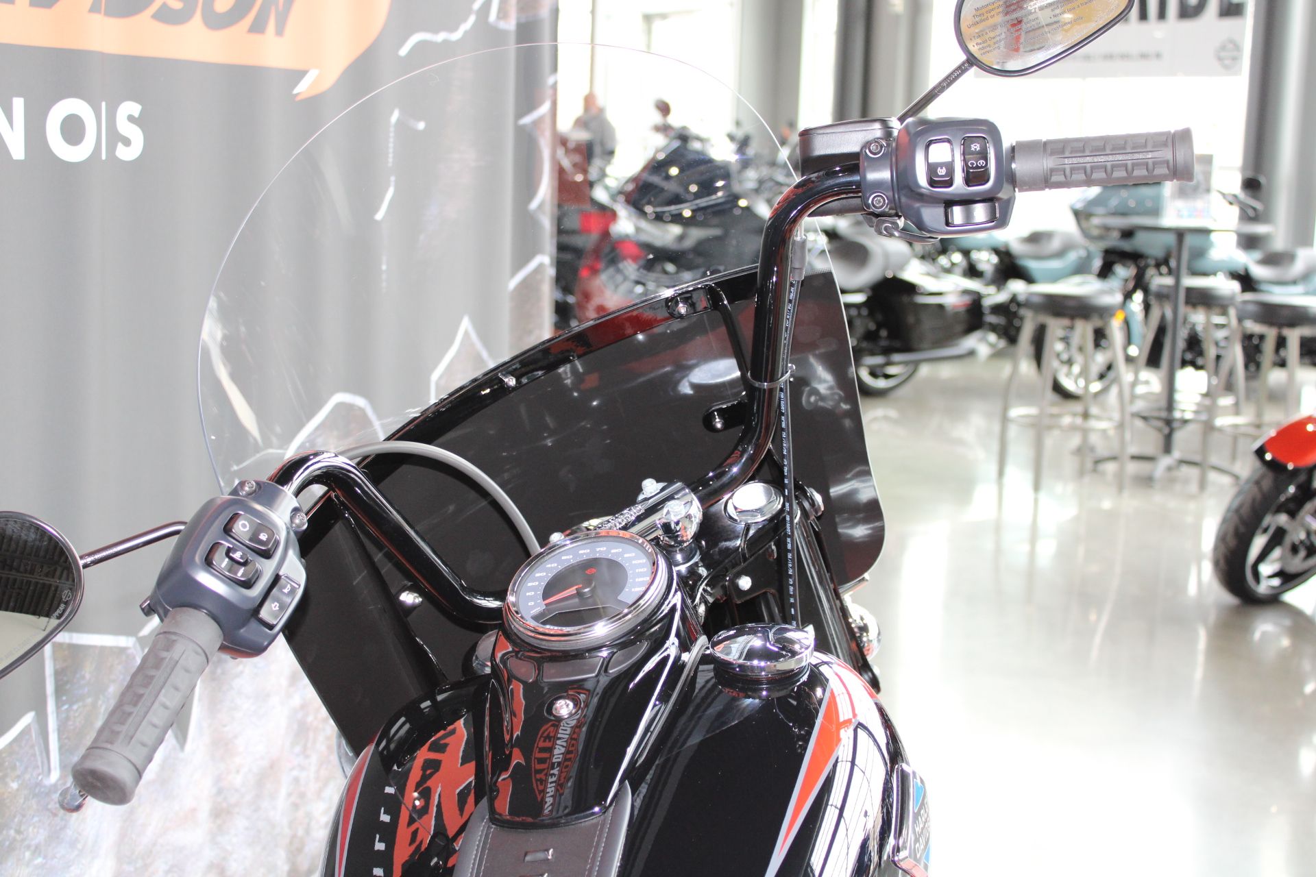 New 2025 Harley-Davidson Heritage Classic Whiskey Fire / Vivid Black with Spoke Wheels ...