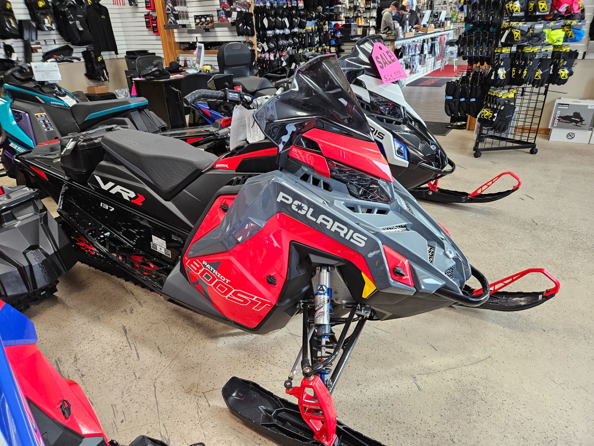 New 2024 Polaris Patriot Boost Indy VR1 137 SC ES Snowmobiles in ...