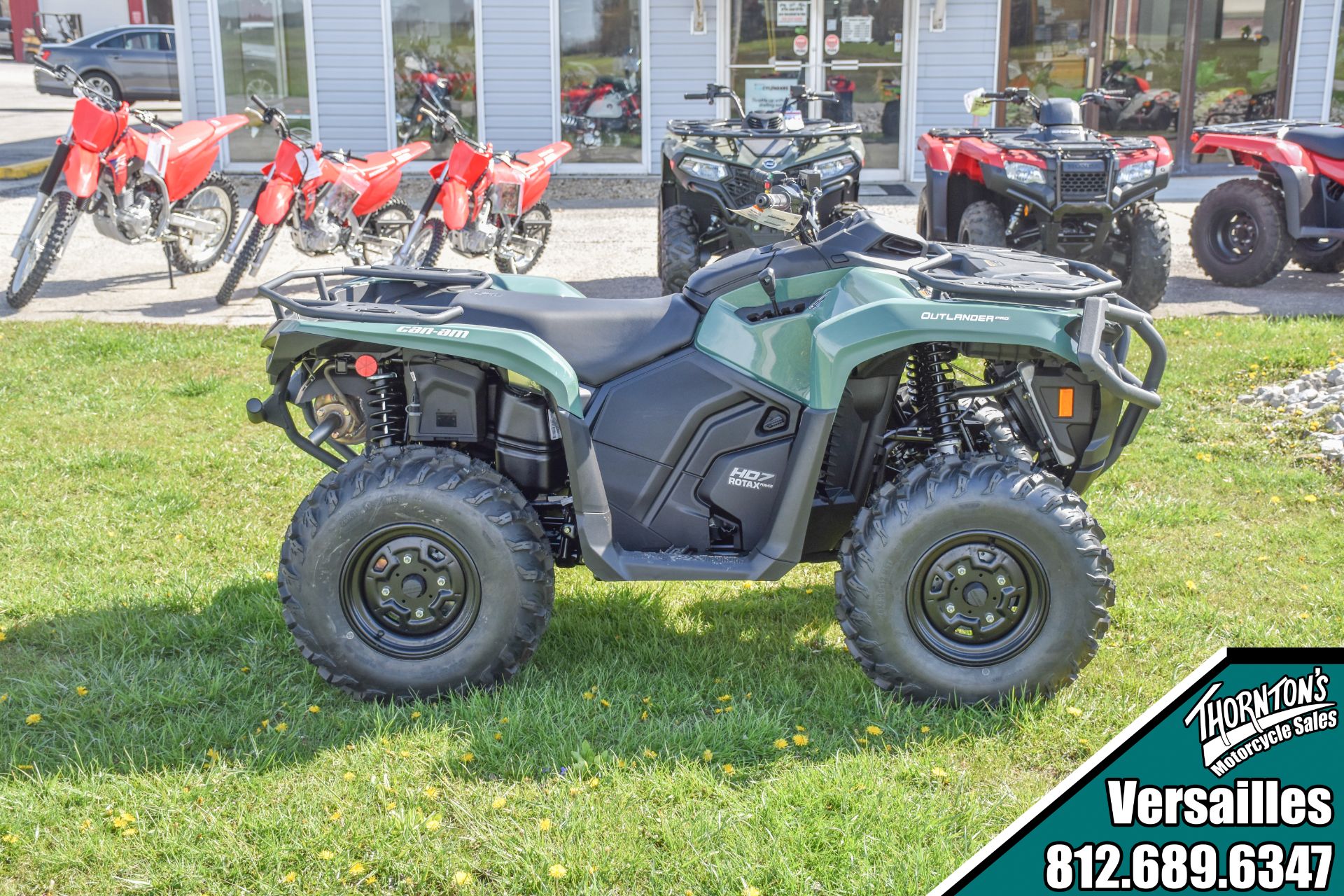 New 2025 Can-Am Outlander PRO HD7, Versailles & Madison IN | Specs ...