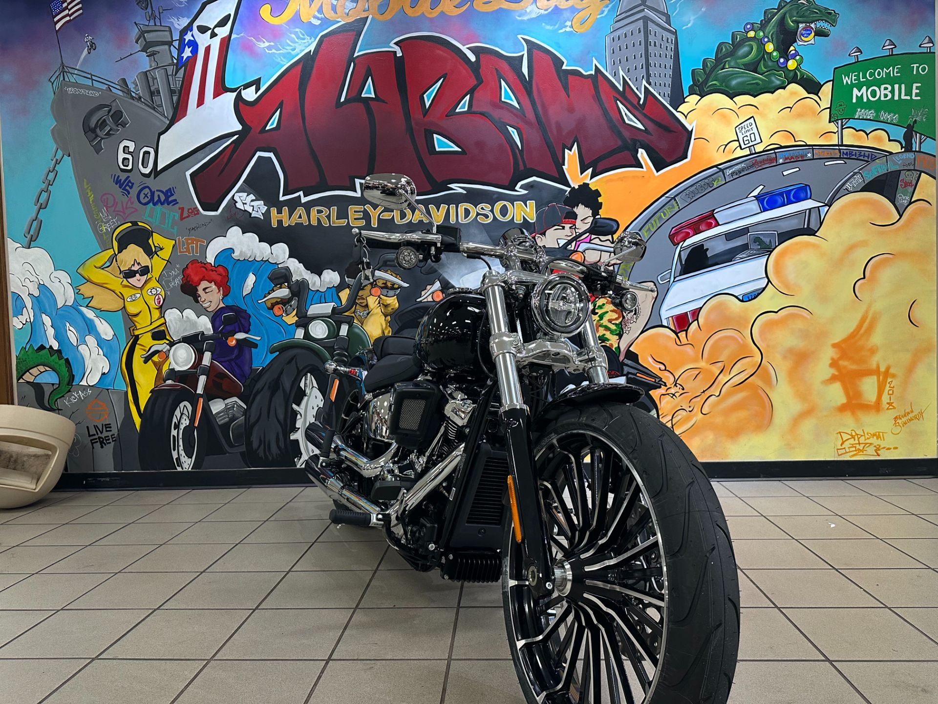 New 2025 Harley-Davidson Breakout® Vivid Black | Motorcycles in ...