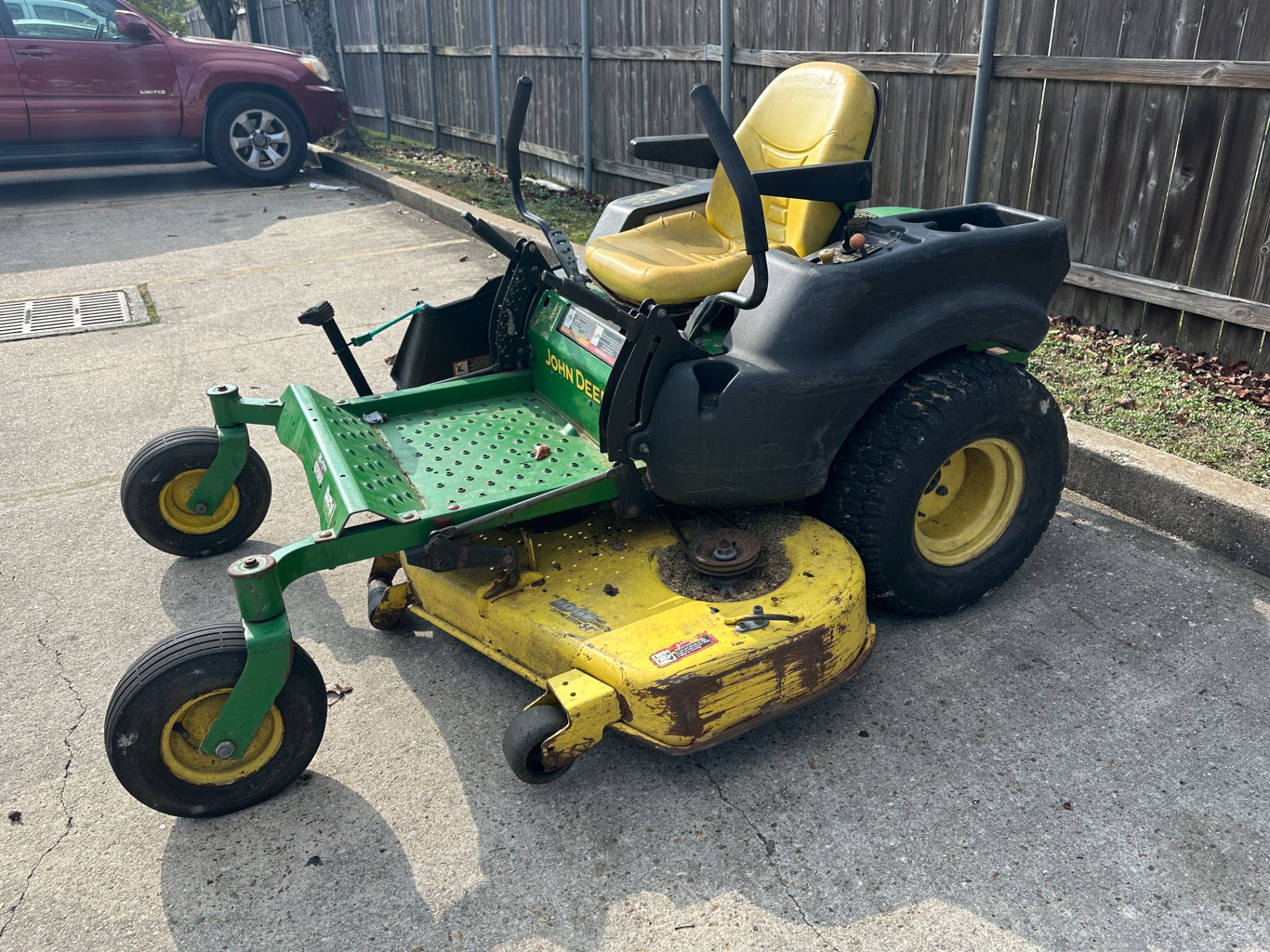 Used John Deere 445 Green | Lawn Mowers in Metairie LA | MT080055