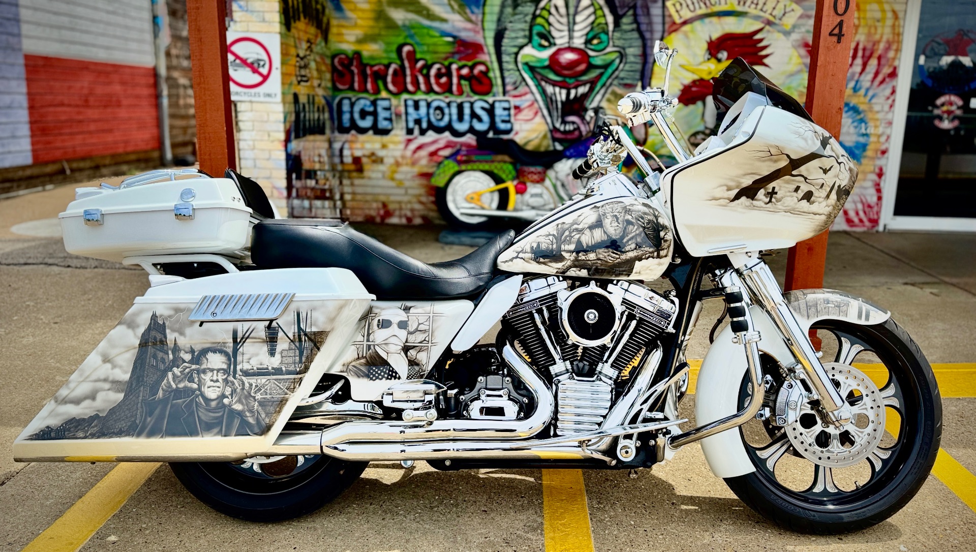 Used 2011 Harley-Davidson CVO™ Road Glide® Ultra Custom Horror ...