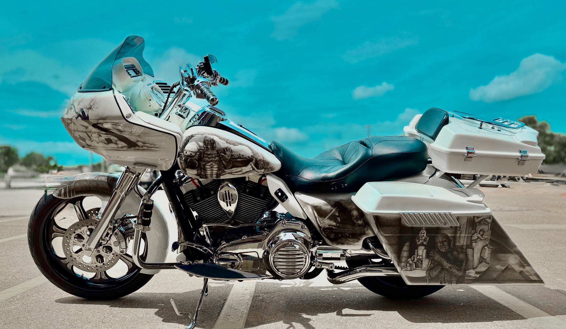 Used 2011 Harley-Davidson CVO™ Road Glide® Ultra Custom Horror ...