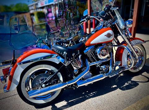 Used 1998 Harley-Davidson Heritage Softail Classic Orange Used 1998 Harley-Davidson Heritage Softail Classic Orange
