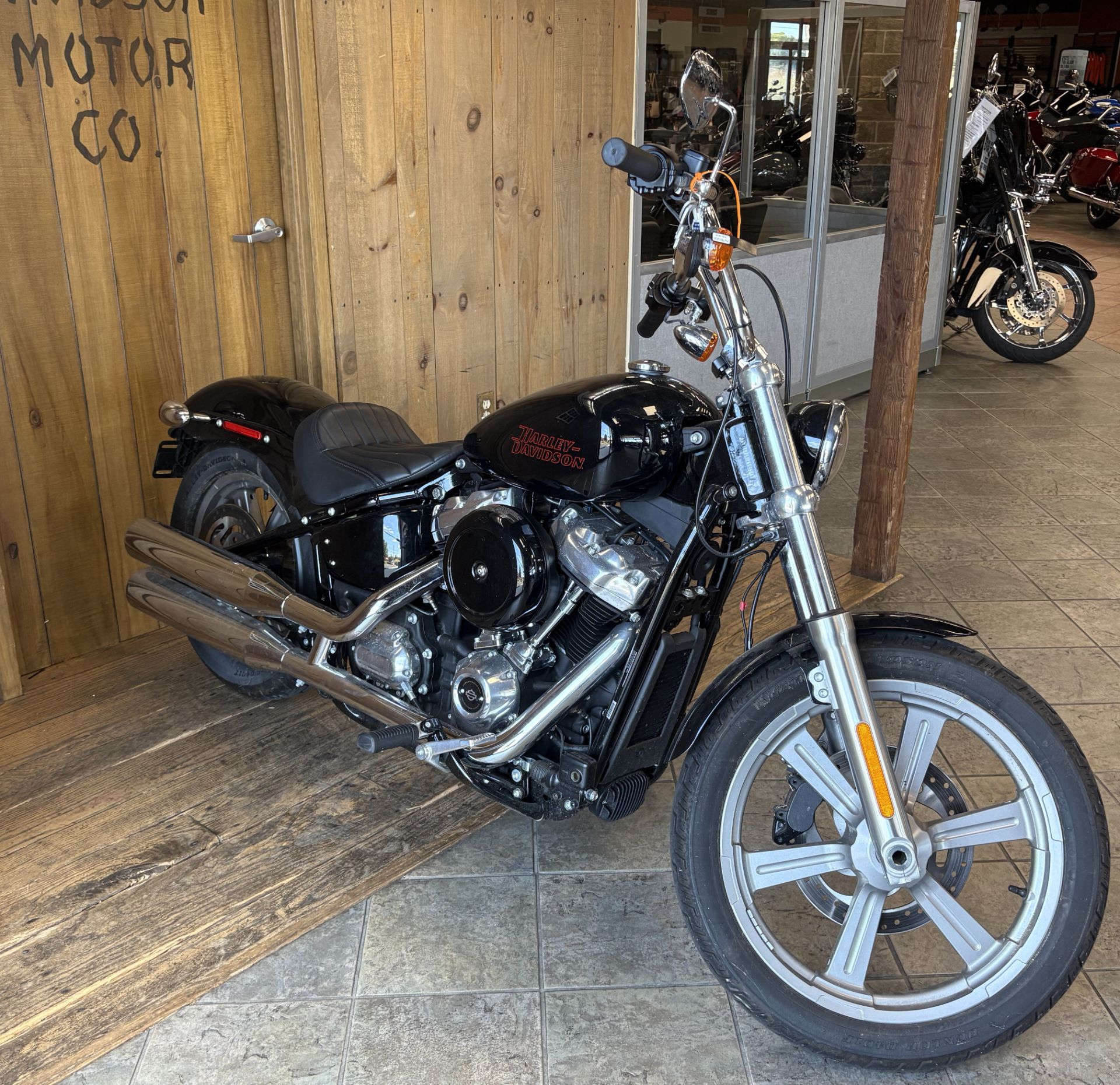 2023 Harley-Davidson Softail® Standard Vivid Black