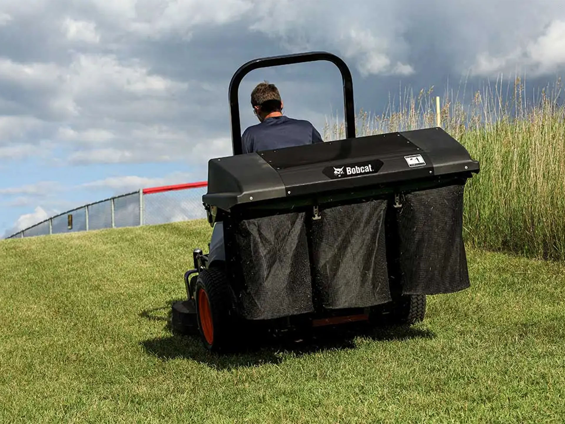 New Bobcat 3-Bag 12-Bushel BOSS-Vac Pro, Greenfield MA | Specs, Price ...