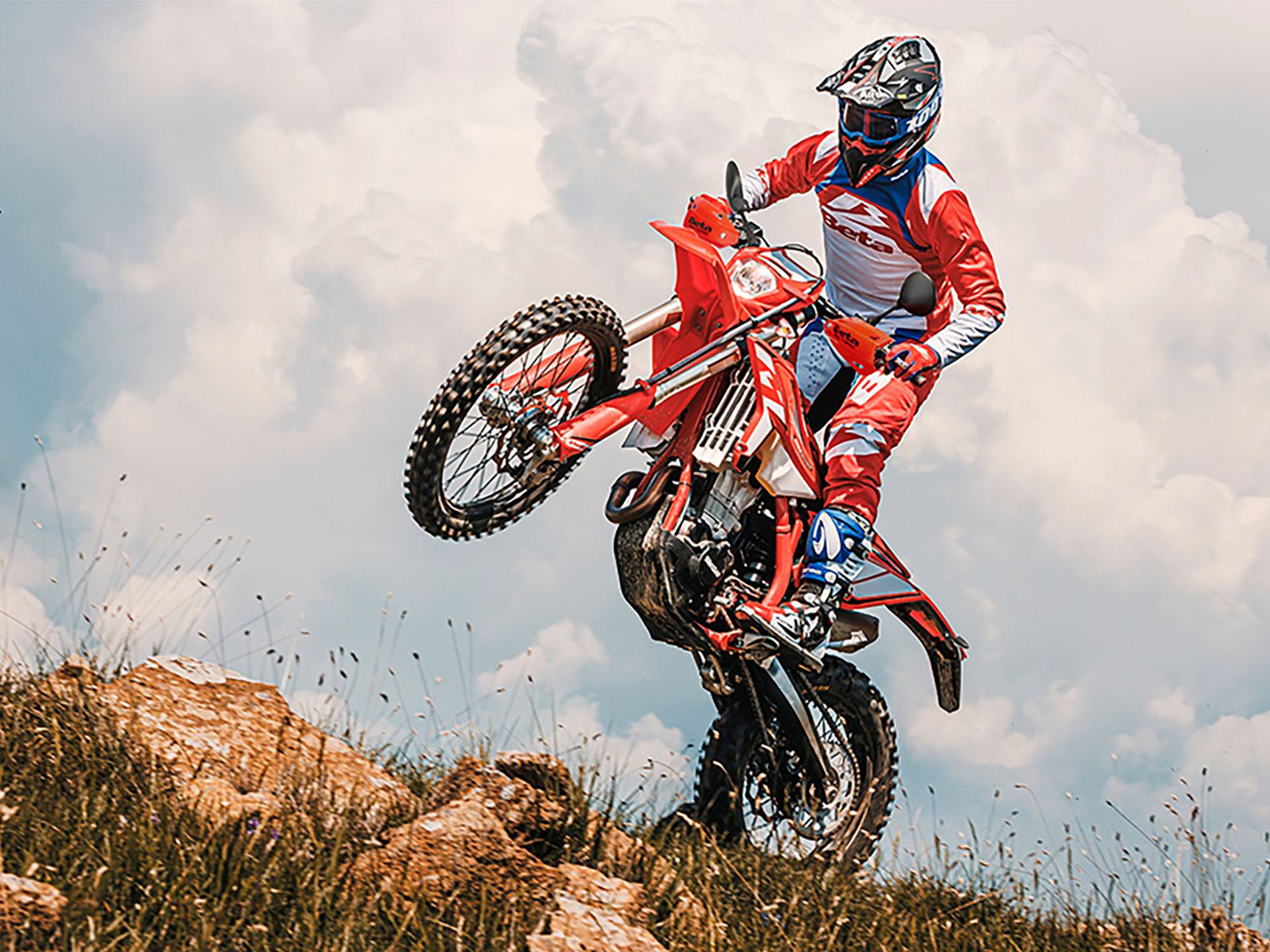 New 2024 Beta 350 RS, Hamburg NJ | Specs, Price, Photos | Red 21881