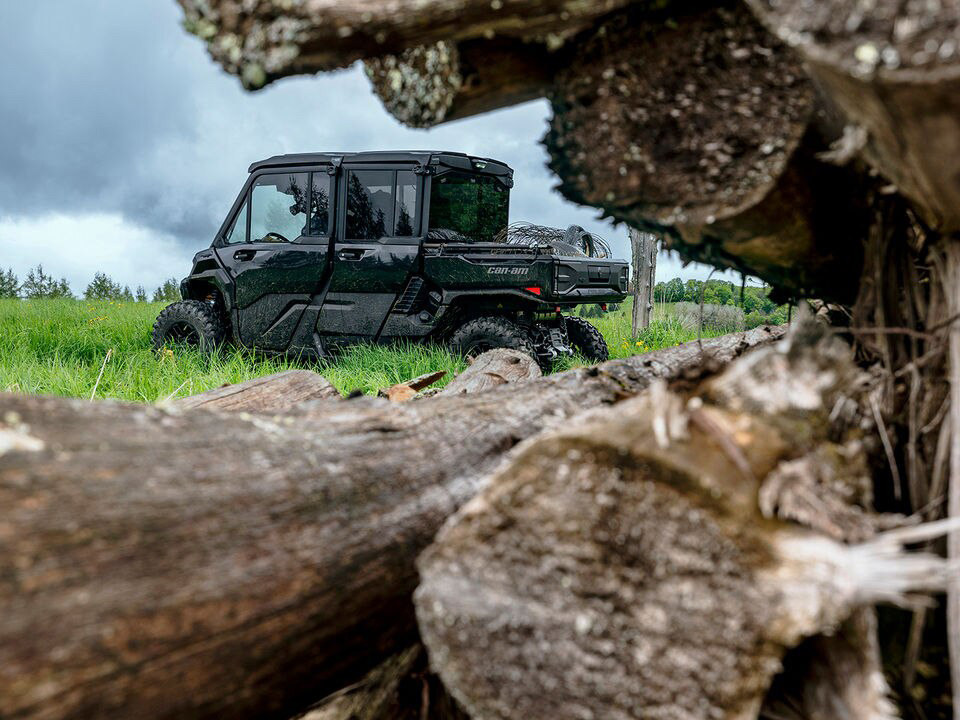 2026 Can-Am Defender MAX XT CAB HD11, Centralia KS | New Utility ...