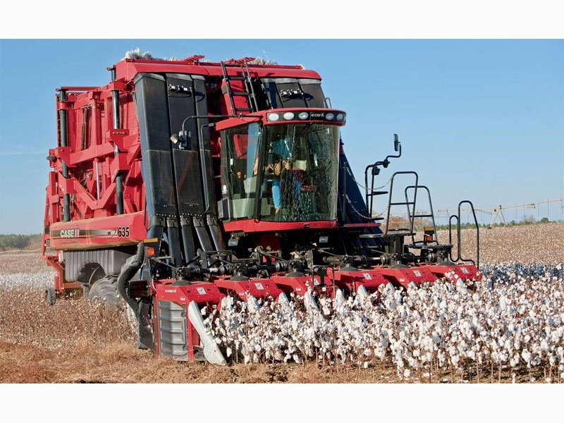 Compare Models | 2014 Case IH Module Express™ 635 and 2014 Case IH ...