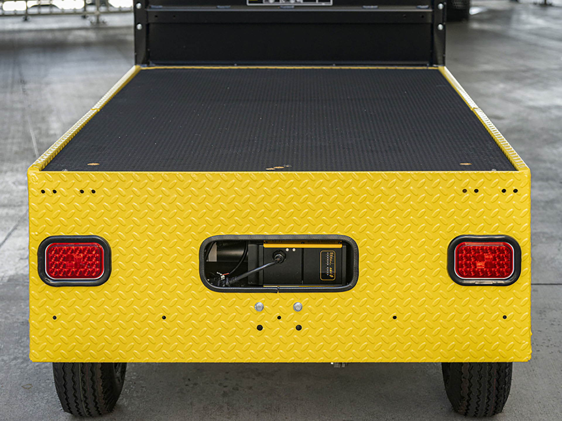 New 2025 Cushman Titan XD 48V 4-Passenger Electric Specialty Vehicles ...