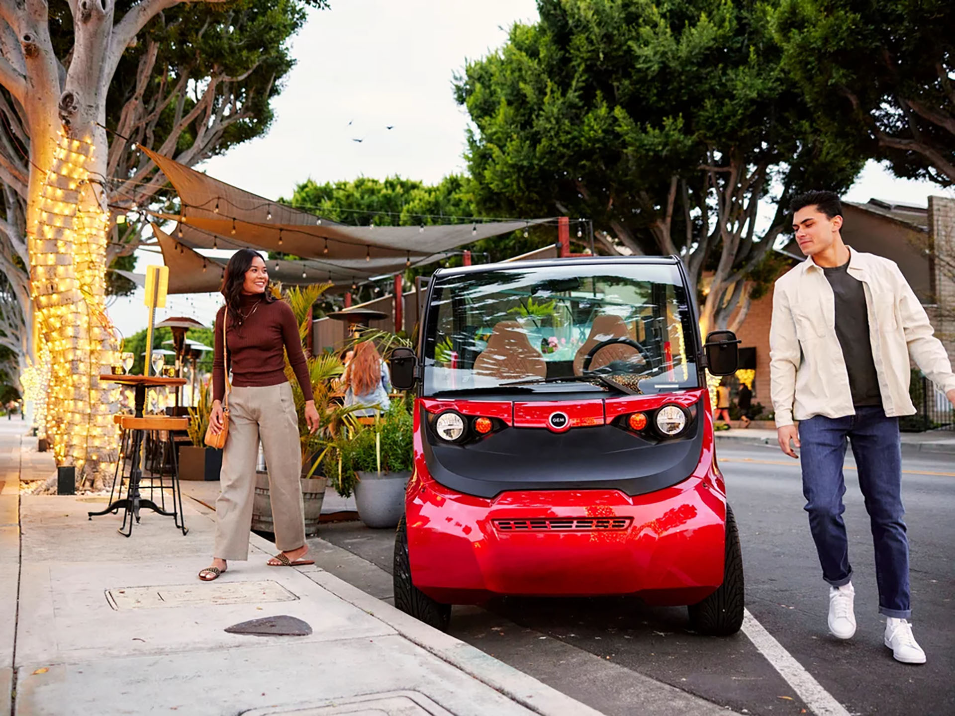 New 2025 GEM e2 | Specialty Vehicles in Central Florida | White Gloss