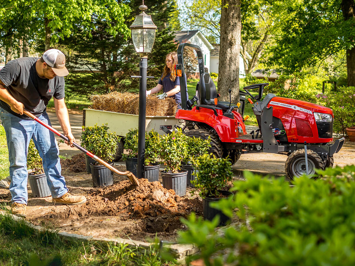 New 2025 Massey Ferguson MF GC1725MB, Cedar Bluff VA | Specs, Price ...