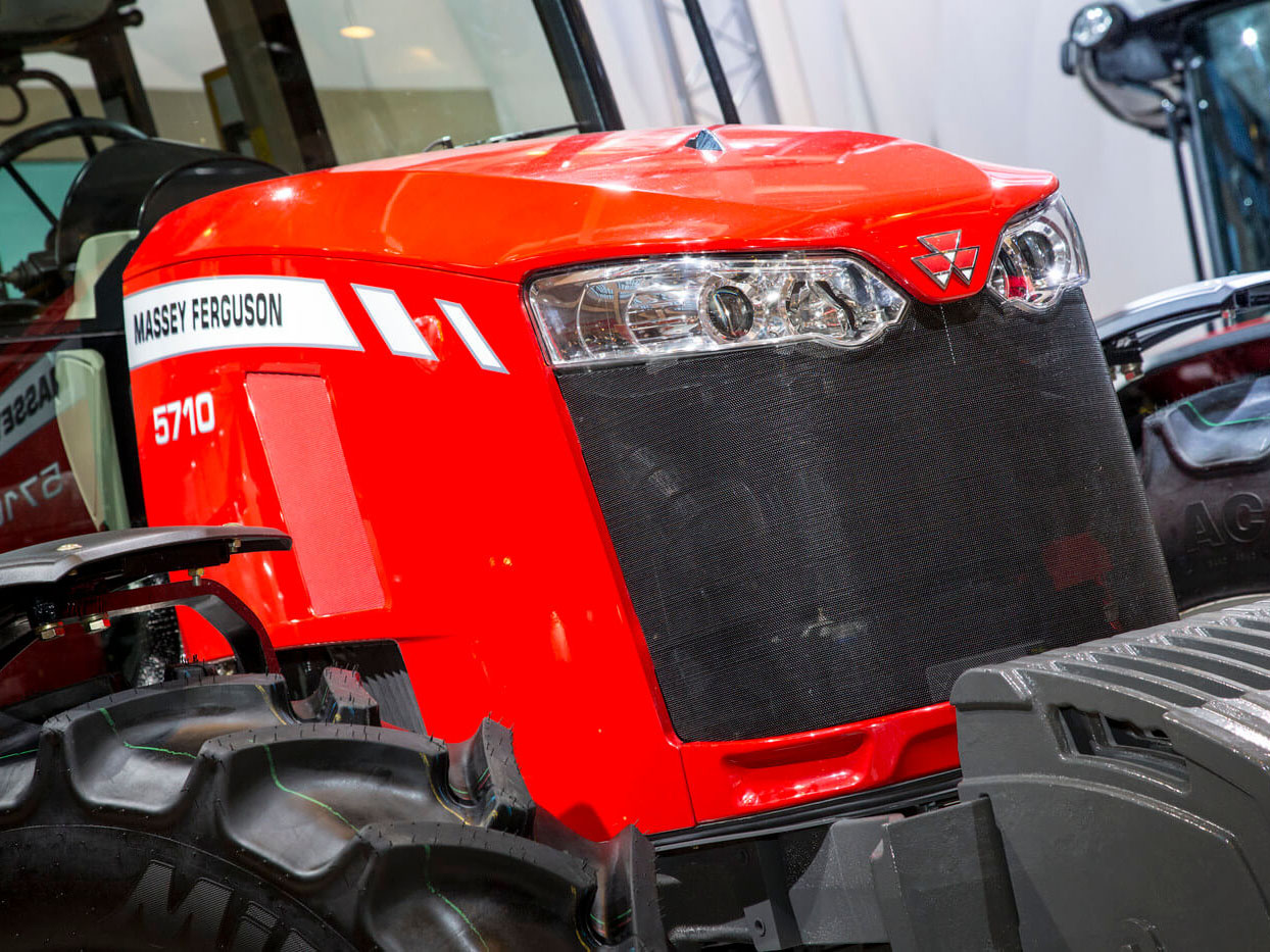New 2025 Massey Ferguson MF 5710 4WD ROPS, Leitchfield KY | Specs ...