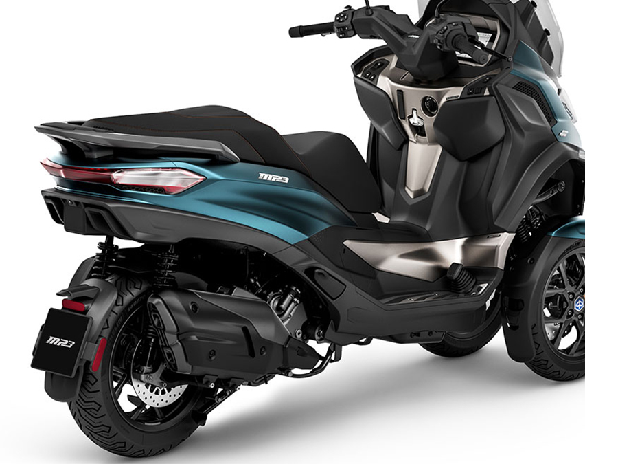 New 2025 Piaggio MP3 530 Exclusive Scooters For Sale Near Milwaukee ...