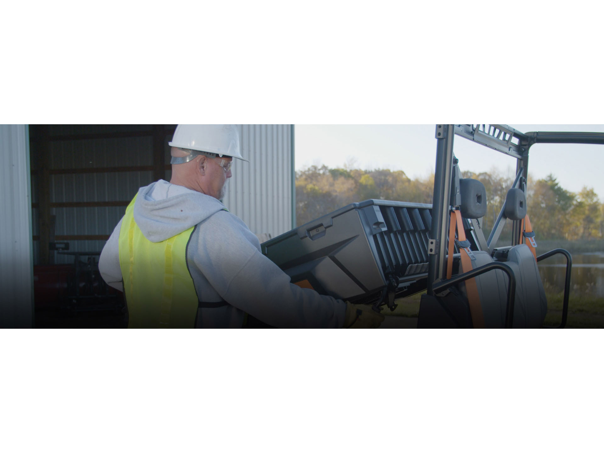 New 2025 Polaris Commercial Pro XD Full-Size Gas Crew w/ EPS & Heater Kit, Clearfield PA | Specs ...