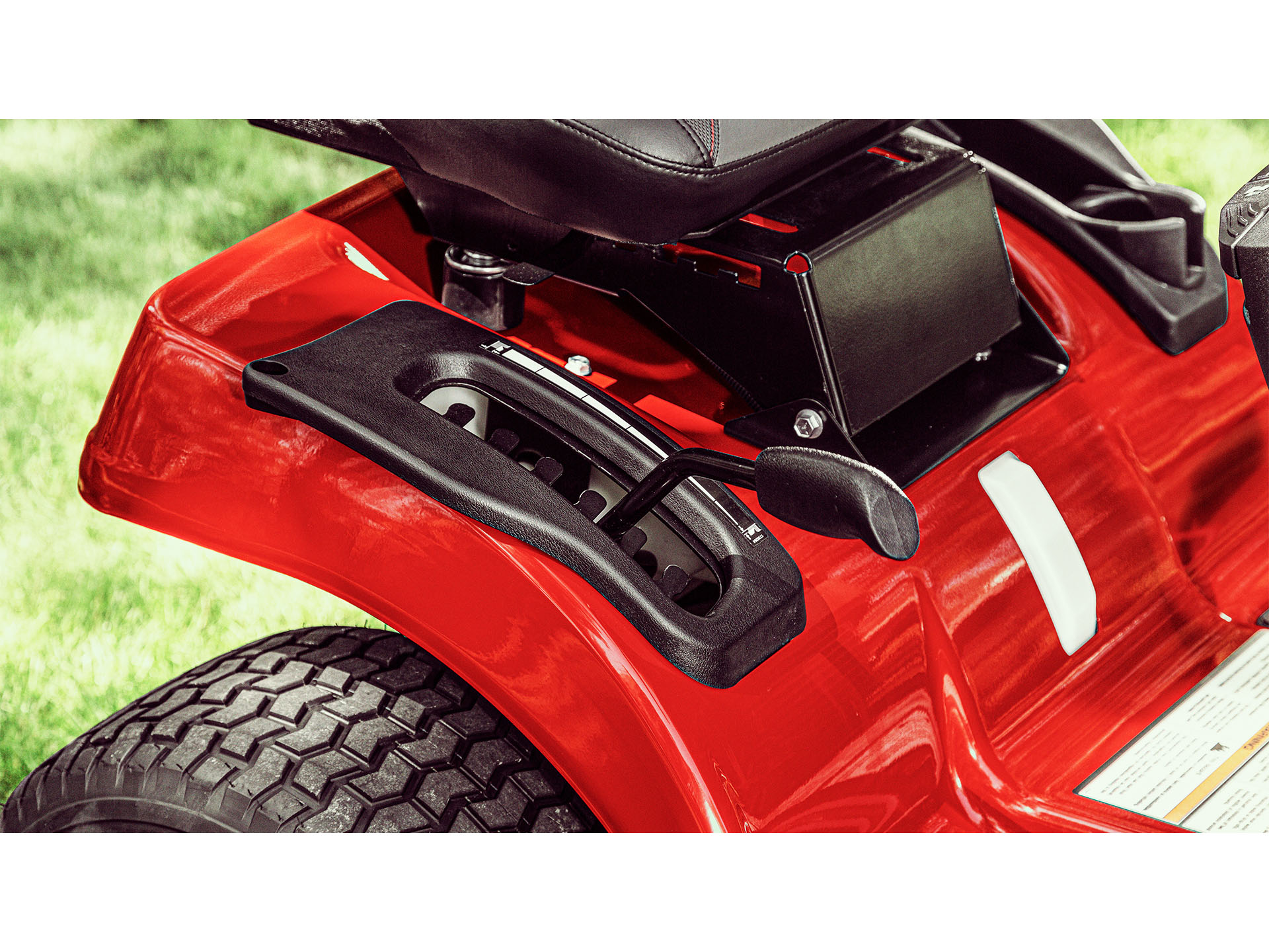 New 2024 Snapper SPX 48 in. Briggs & Stratton PXi Series 25 hp Red ...