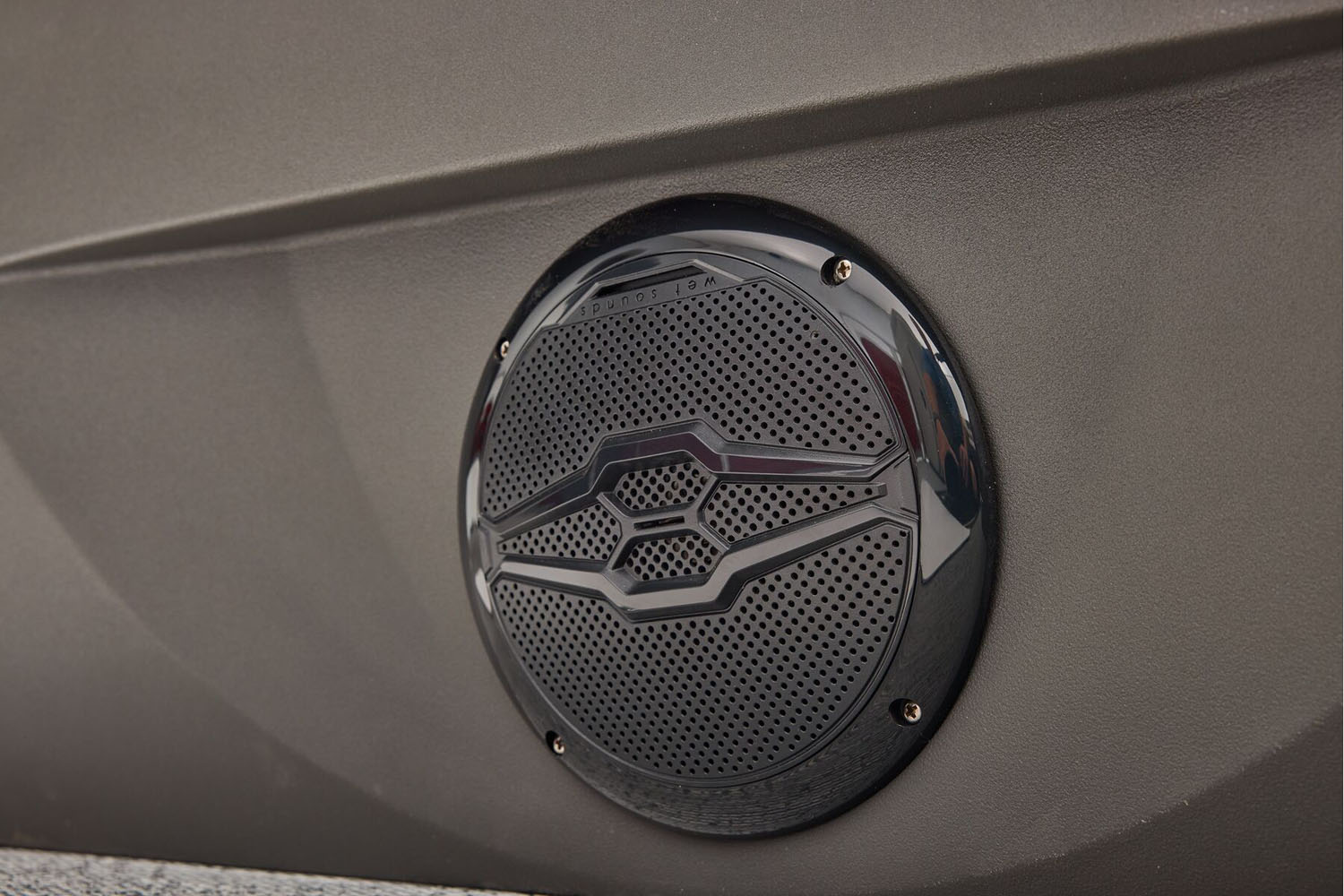 New 2026 Sun Tracker Fishin' Barge 22 XP3 Power Boats Outboard in ...