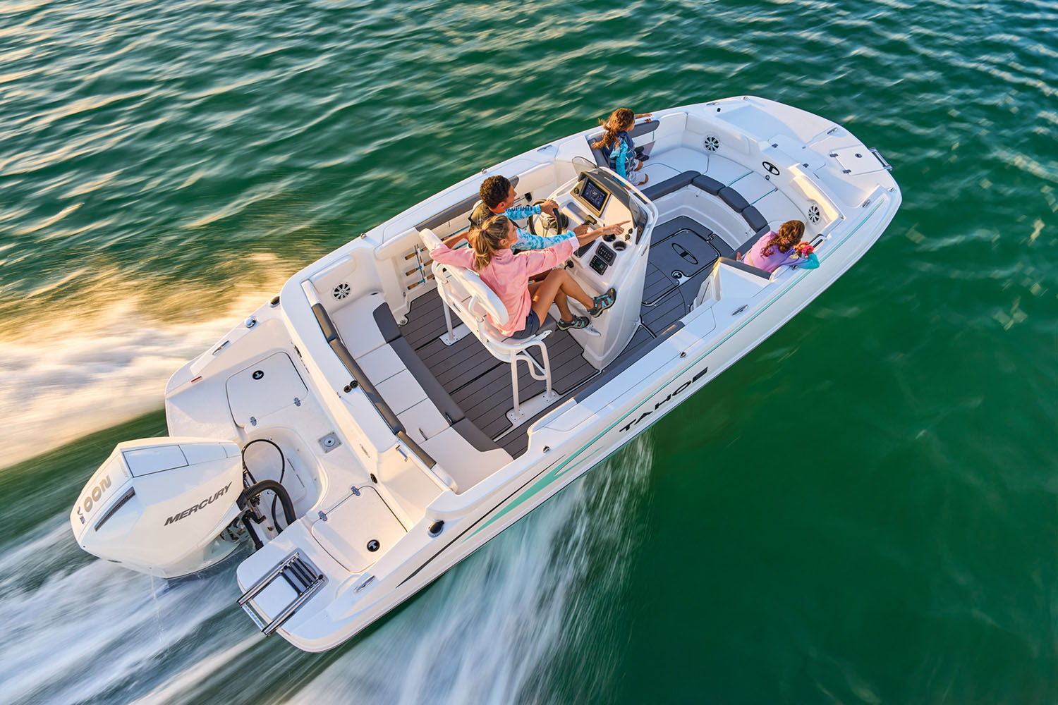 New 2026 Tahoe 2150 CC Power Boats Outboard in Rapid City, SD | Stock ...