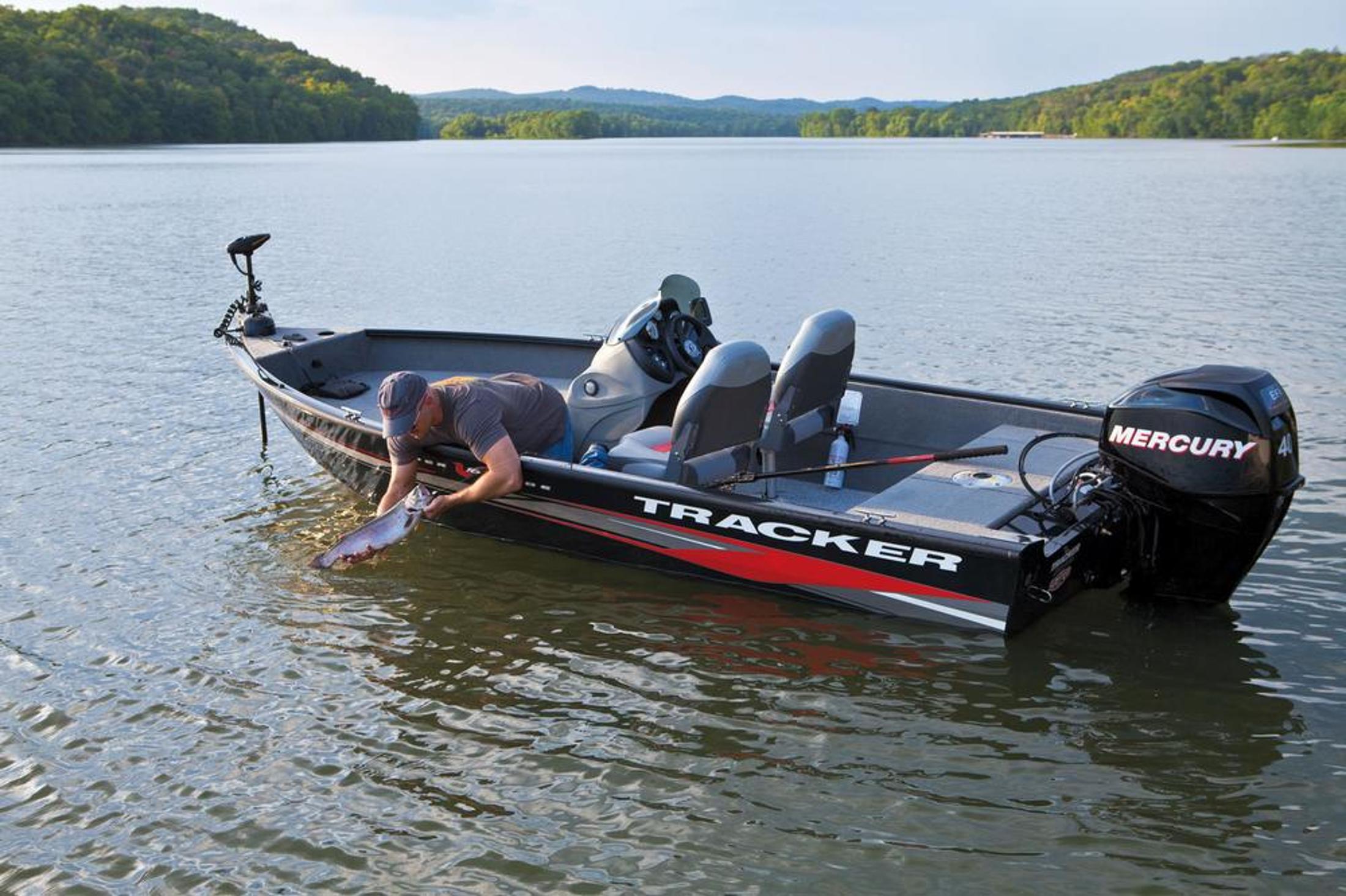 Used 2013 Tracker Super Guide V-16 SC | Bridgeport NY | TRATBD