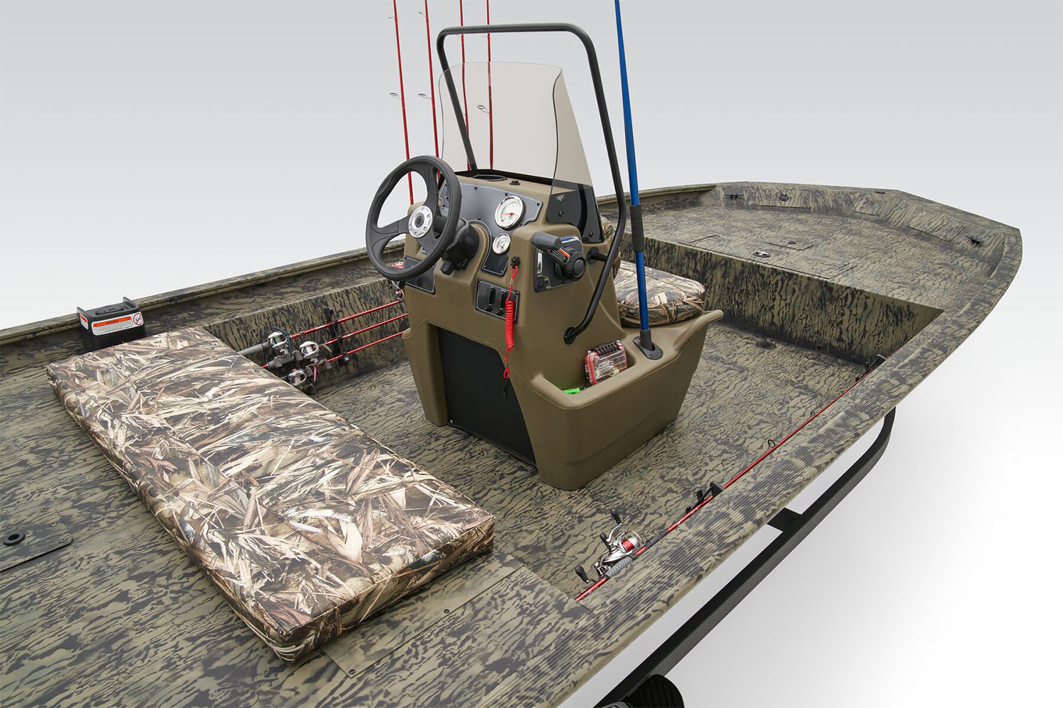 New 2025 Tracker GRIZZLY 1860 CC, New Haven IN | Specs, Price, Photos