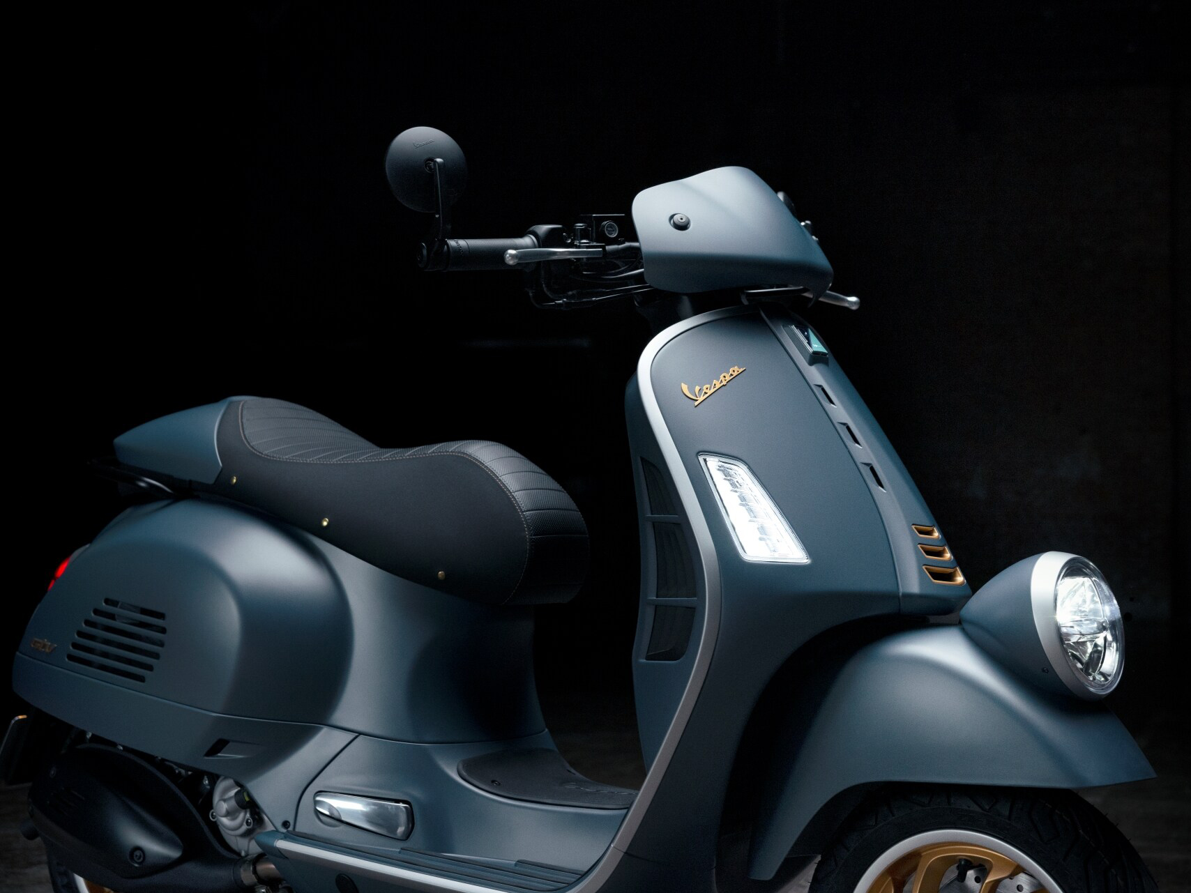 New 2025 Vespa GTV 310 Officina 8 Scooters in Downers Grove, IL | Stock Number: