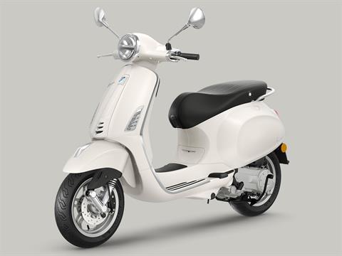 vespa primavera white innocenza